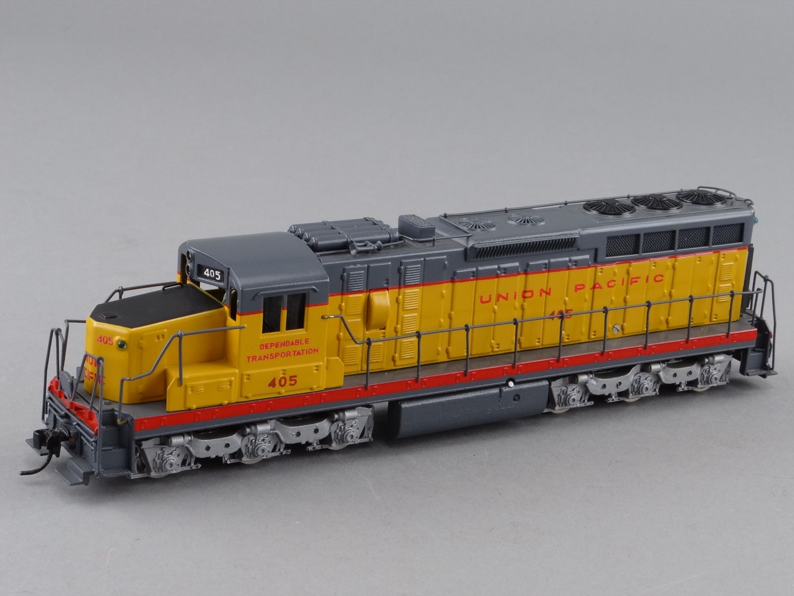 HO Brass PFM 141 Tenshodo UP Union Pacific SD-24 Road Switcher Diesel #405