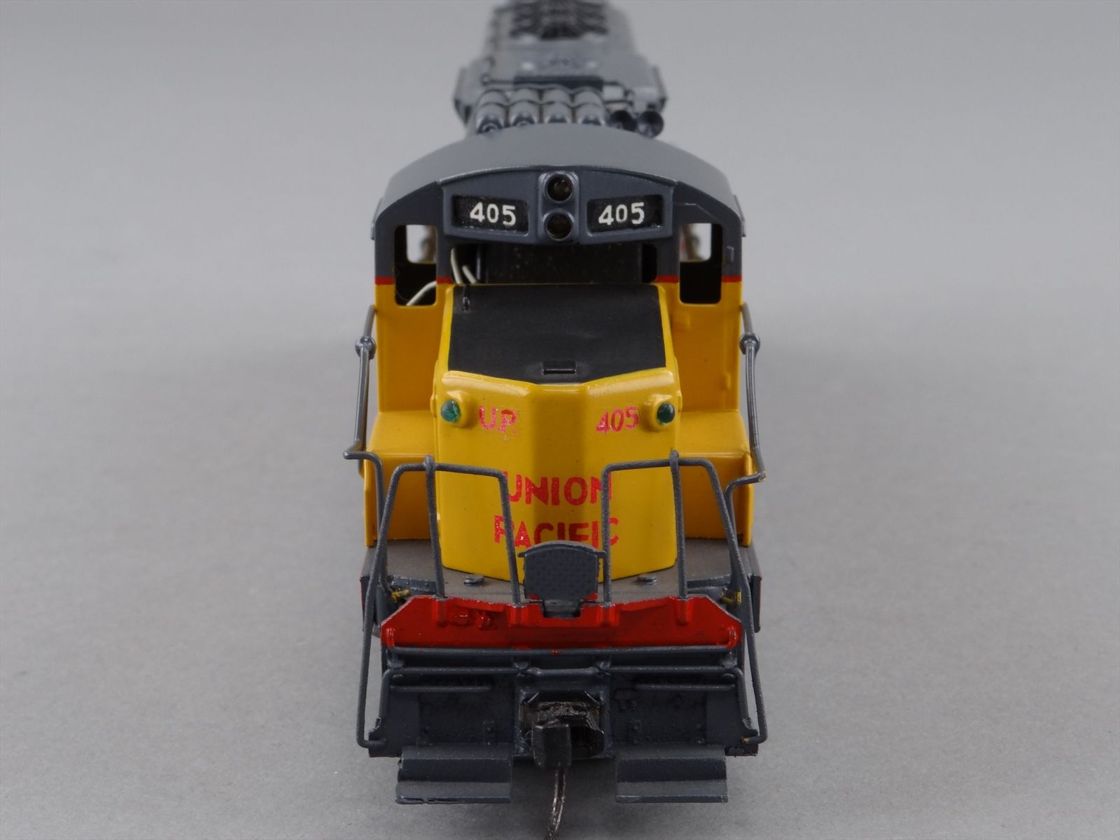 HO Brass PFM 141 Tenshodo UP Union Pacific SD-24 Road Switcher Diesel #405