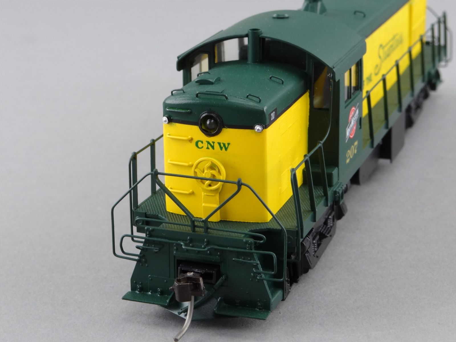 HO Brass Alco Models D-106 KMT C&NW Chicago Northwestern EMD RS-1 ...