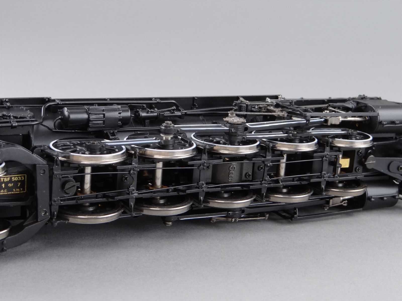 HO Brass Model Train - Global Oulet AT&SF Santa Fe 2-10-4 Steam #5033 ...