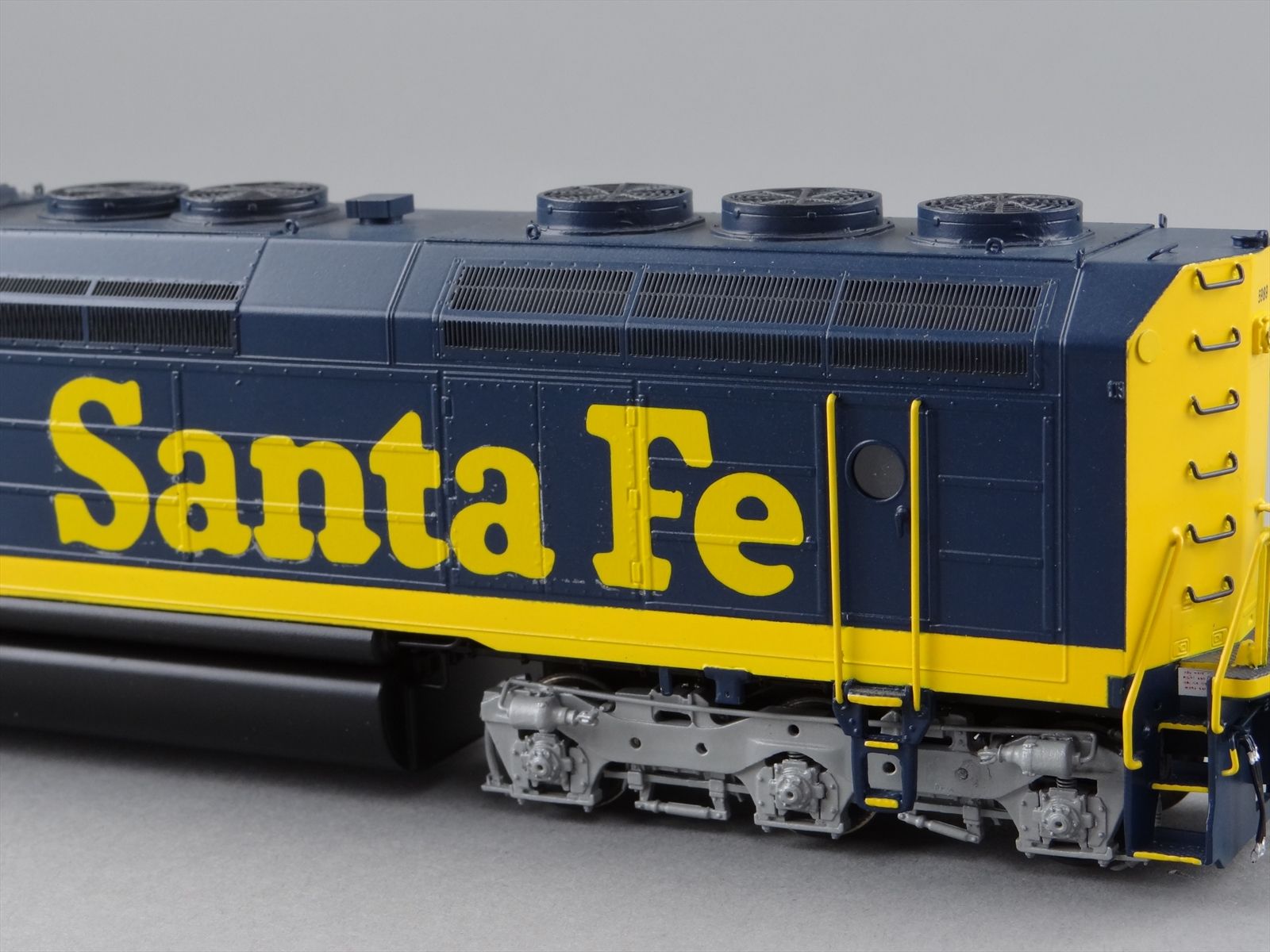 HO Brass Model Train - OMI 5995 Overland ATSF Santa Fe Kodachrome SDF45 ...