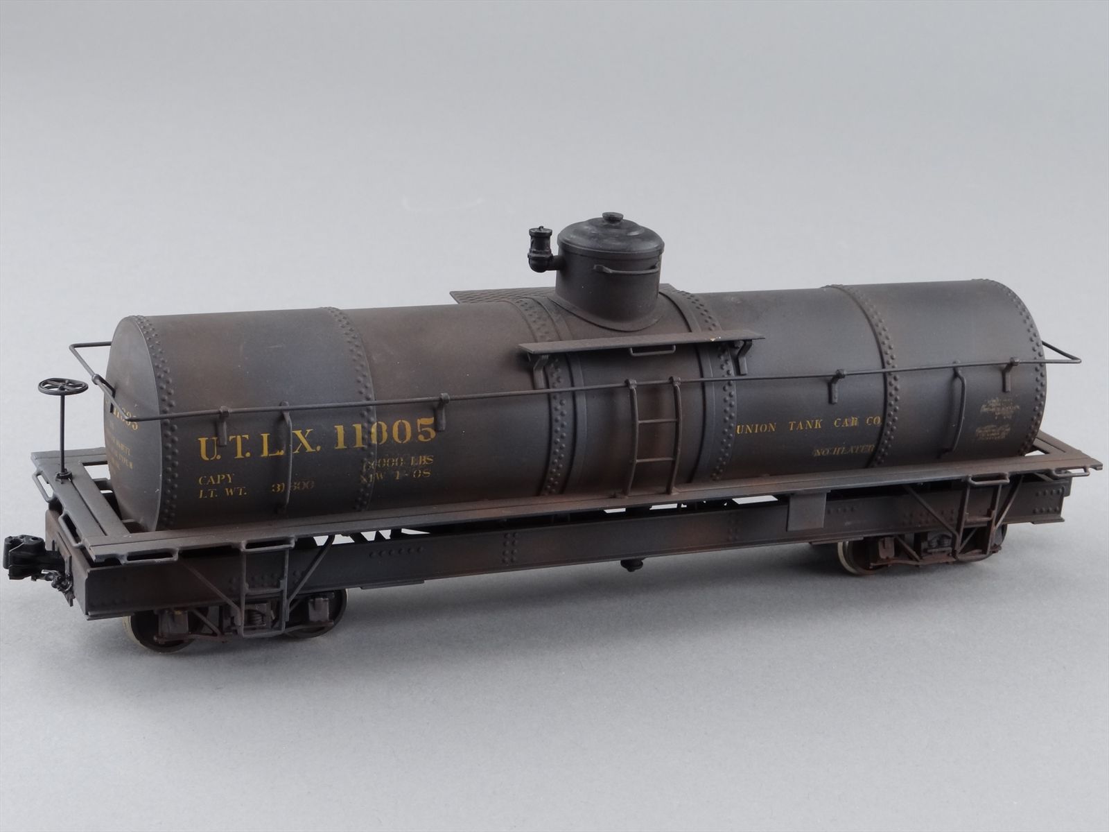 On3 Scale Brass WMC Westside Models CONX / UTLX Tank Car #11005 - Weathered