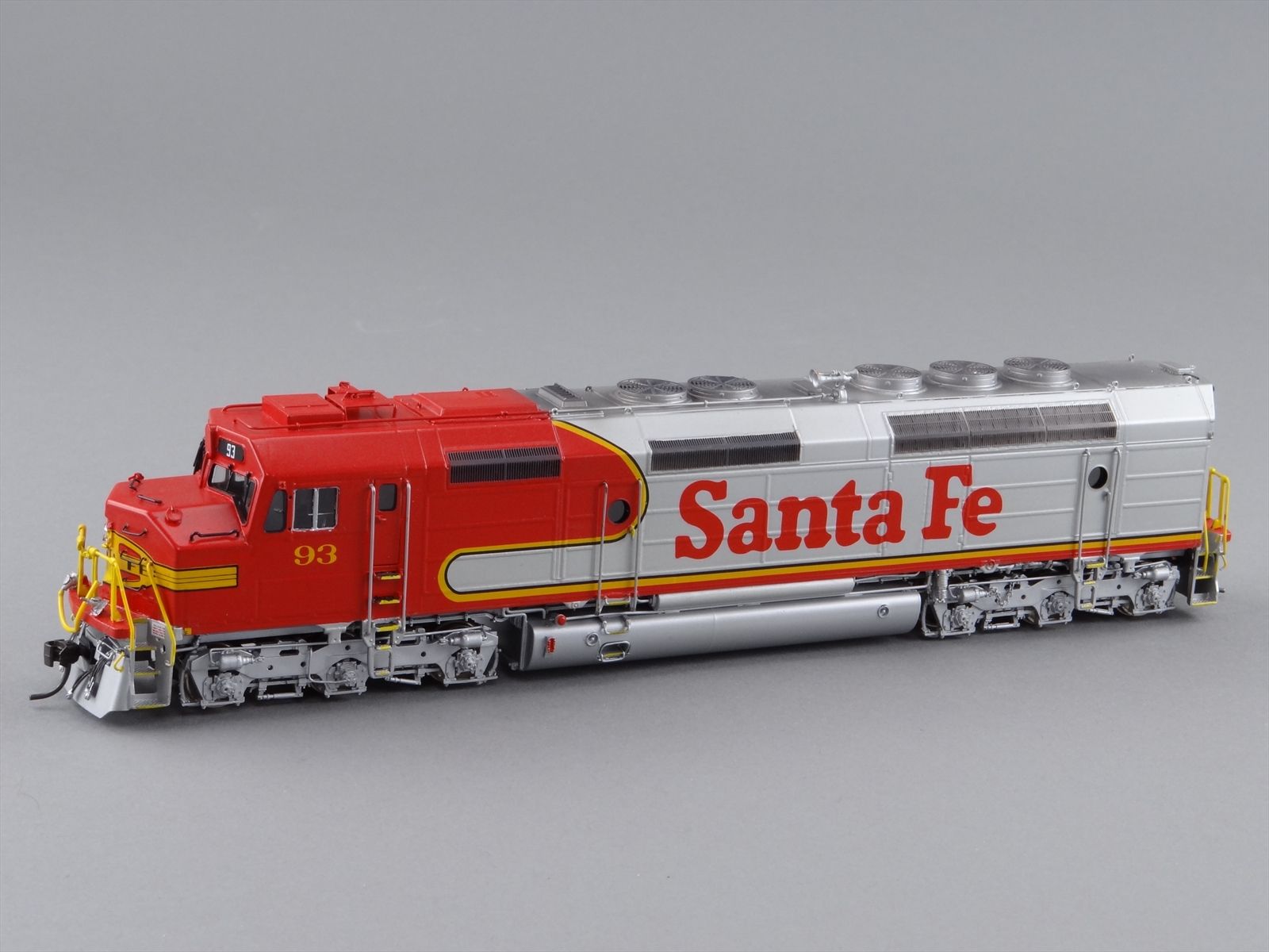 HO Brass Model Train - OMI 5992 Overland ATSF Santa Fe SDFP45 Diesel #93 - Pro Paint