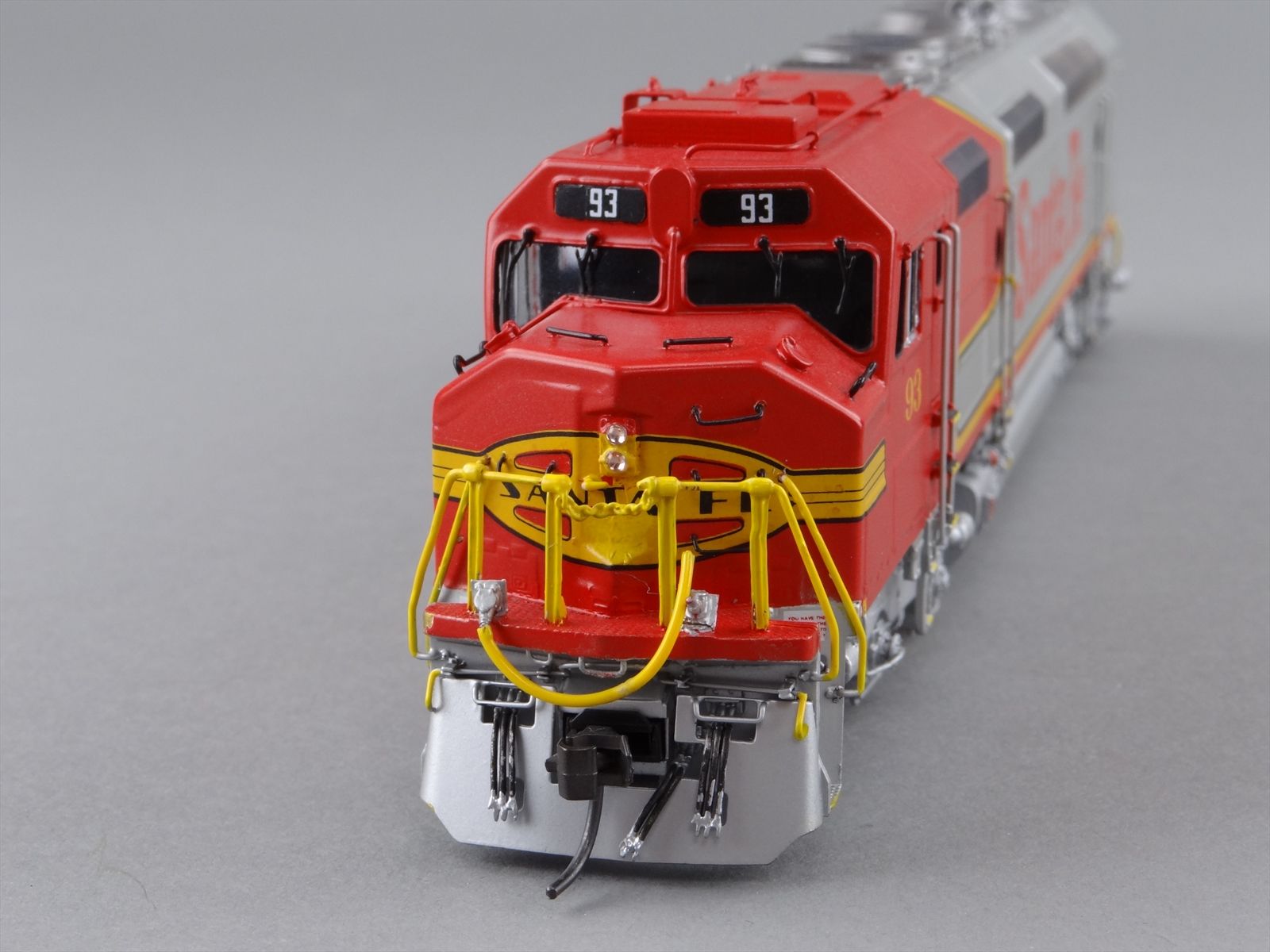 HO Brass Model Train - OMI 5992 Overland ATSF Santa Fe SDFP45 Diesel #93 - Pro Paint
