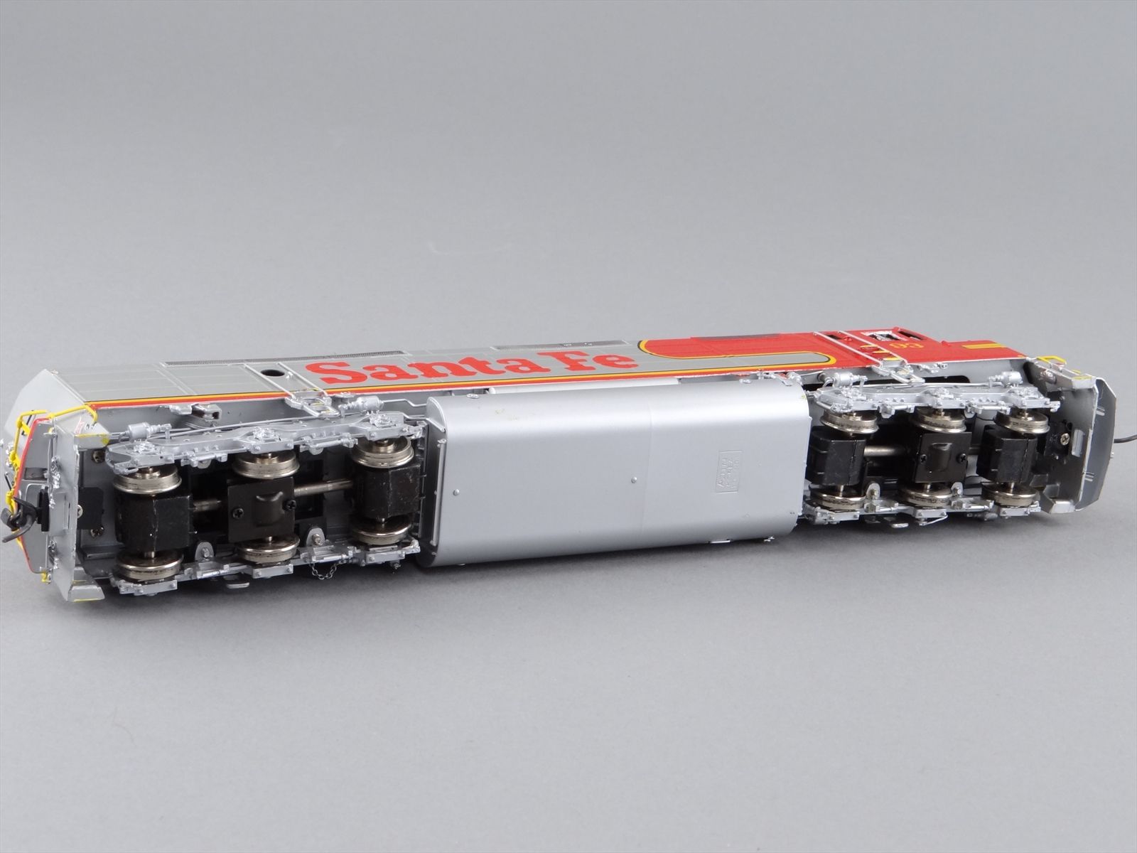 HO Brass Model Train - OMI 5992 Overland ATSF Santa Fe SDFP45 Diesel #93 - Pro Paint