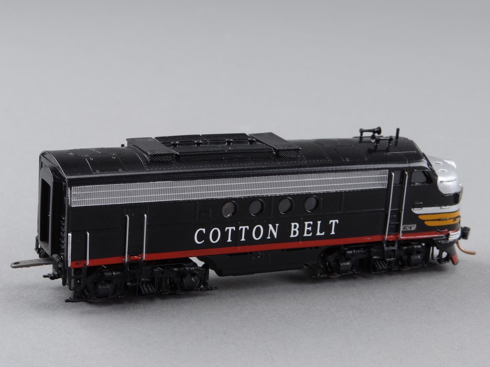 N Scale Brass OMI 2878.1 Overland SSW Cotton Belt FT AB Set #907 w/Lights
