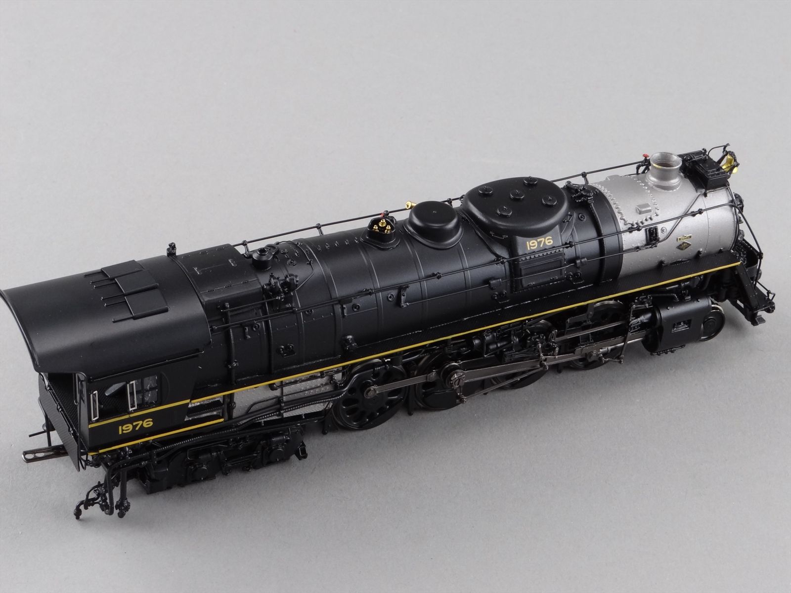HO Brass Model Train - DP 8223 Division Point L&N Louisville ...