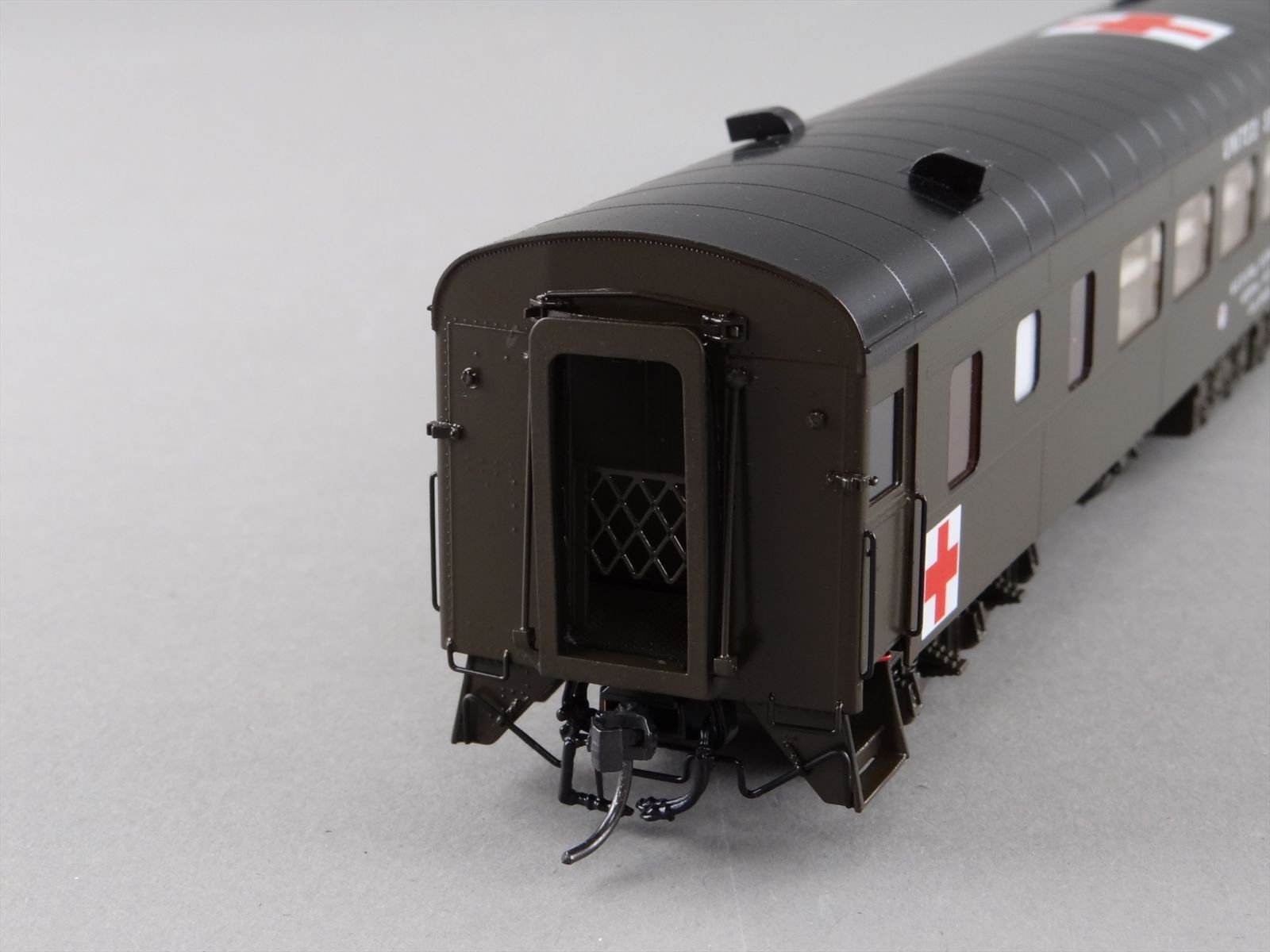 HO Brass Model Train - OMI AF-1035-2 Overland US Army Hospital Car #89405