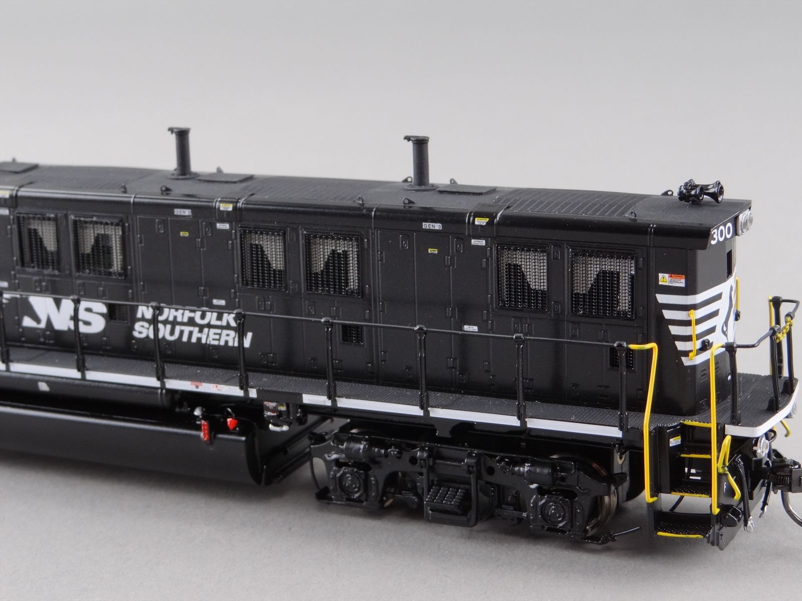 HO Brass OMI AA-1353-1 Overland NS Norfolk Southern 3GS21B Genset Diesel #300