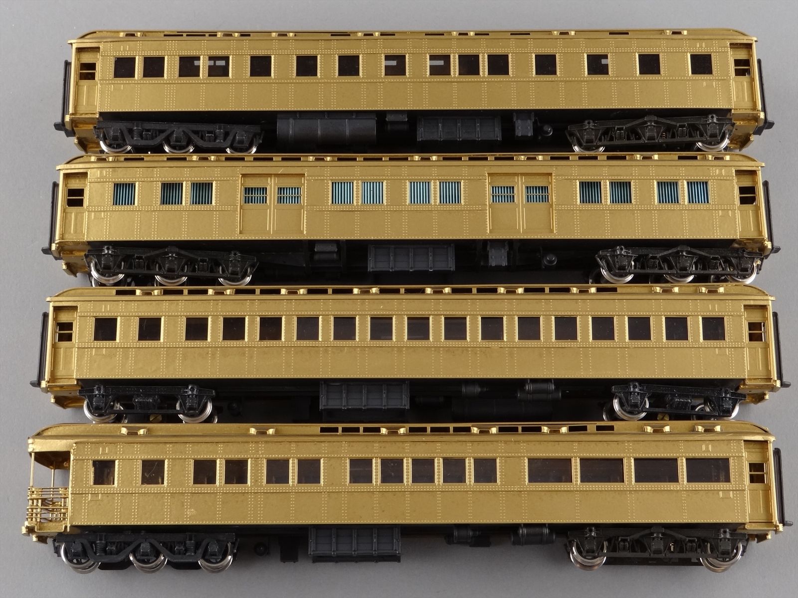 HO Scale Japanese Brass - Sango 34 /37 / 38 / 39 Passenger 4 Car Set - Gold