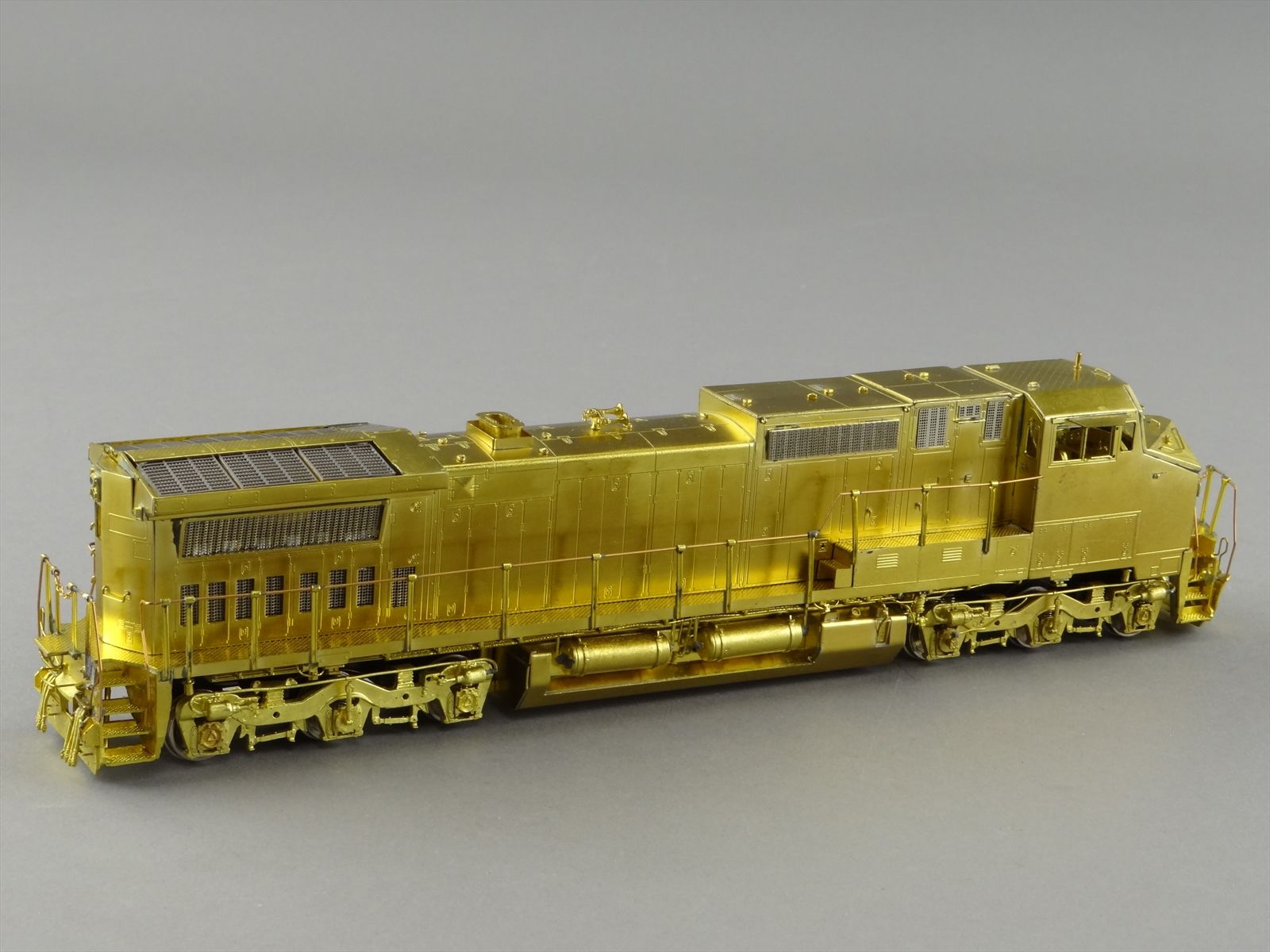 HO Brass OMI 5154 Overland UP Union Pacific C40-8W DASH 8-40CW Diesel #9356-9405 - Wide Nose