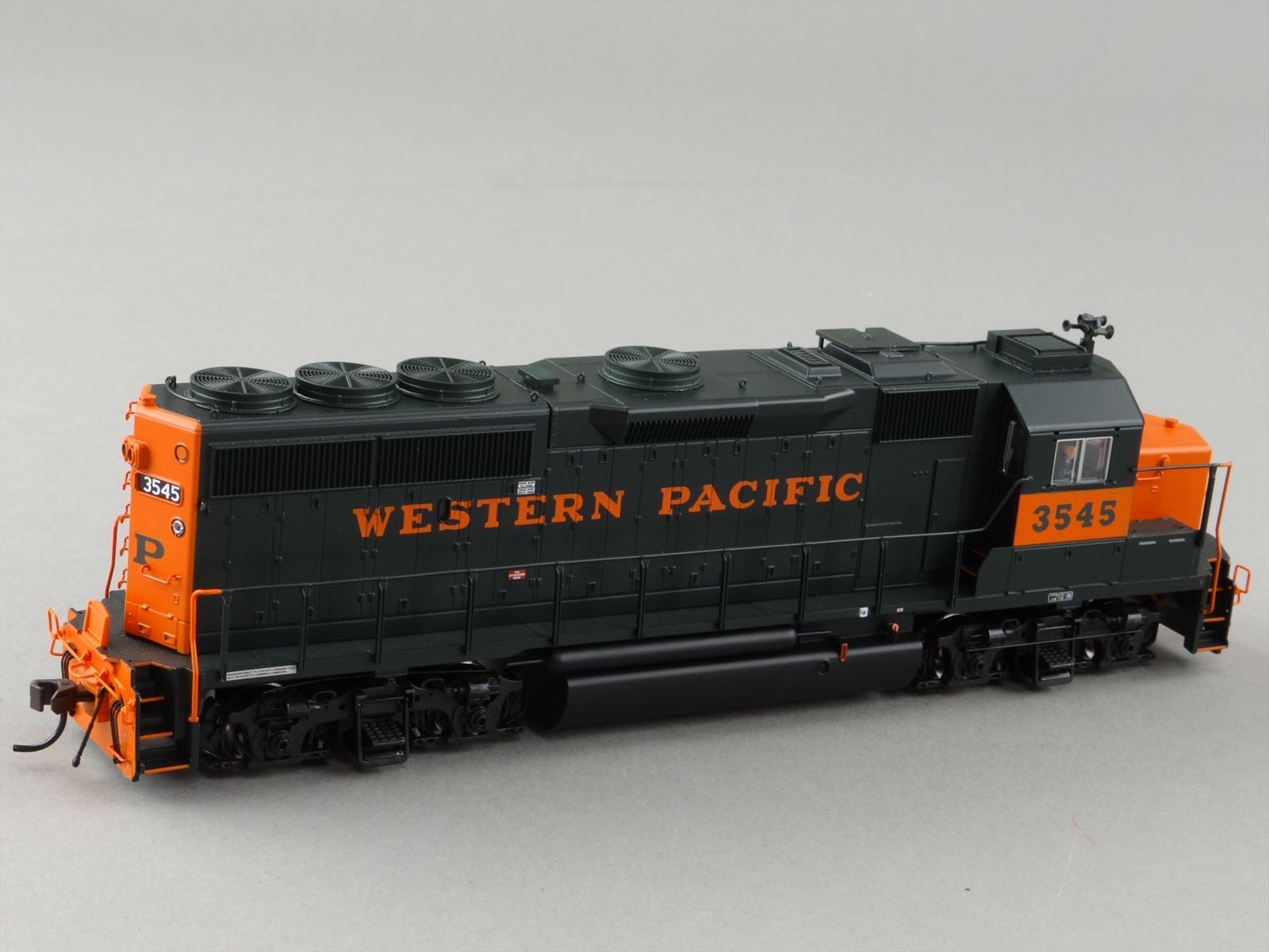HO Scale Atlas 10000998 WP Western Pacific GP40-2 Phase 2 Diesel #3545 Master Series - GOLD DC/DCC