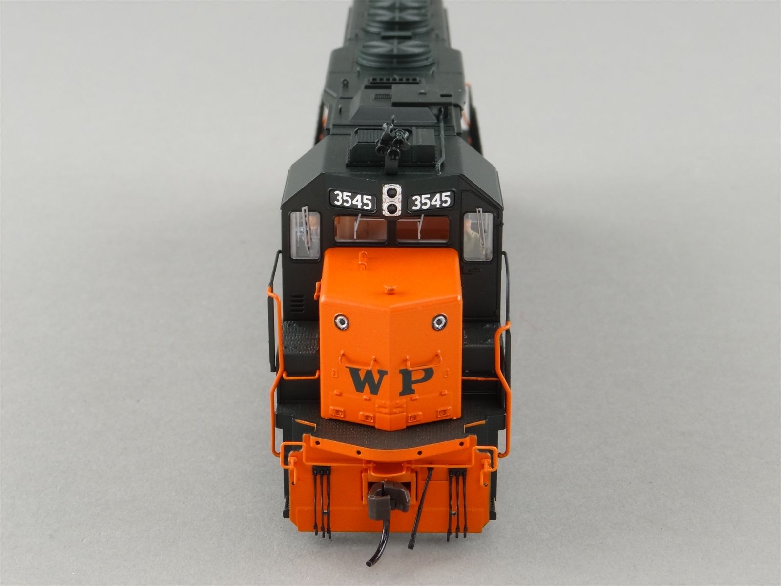 HO Scale Atlas 10000998 WP Western Pacific GP40-2 Phase 2 Diesel #3545 ...