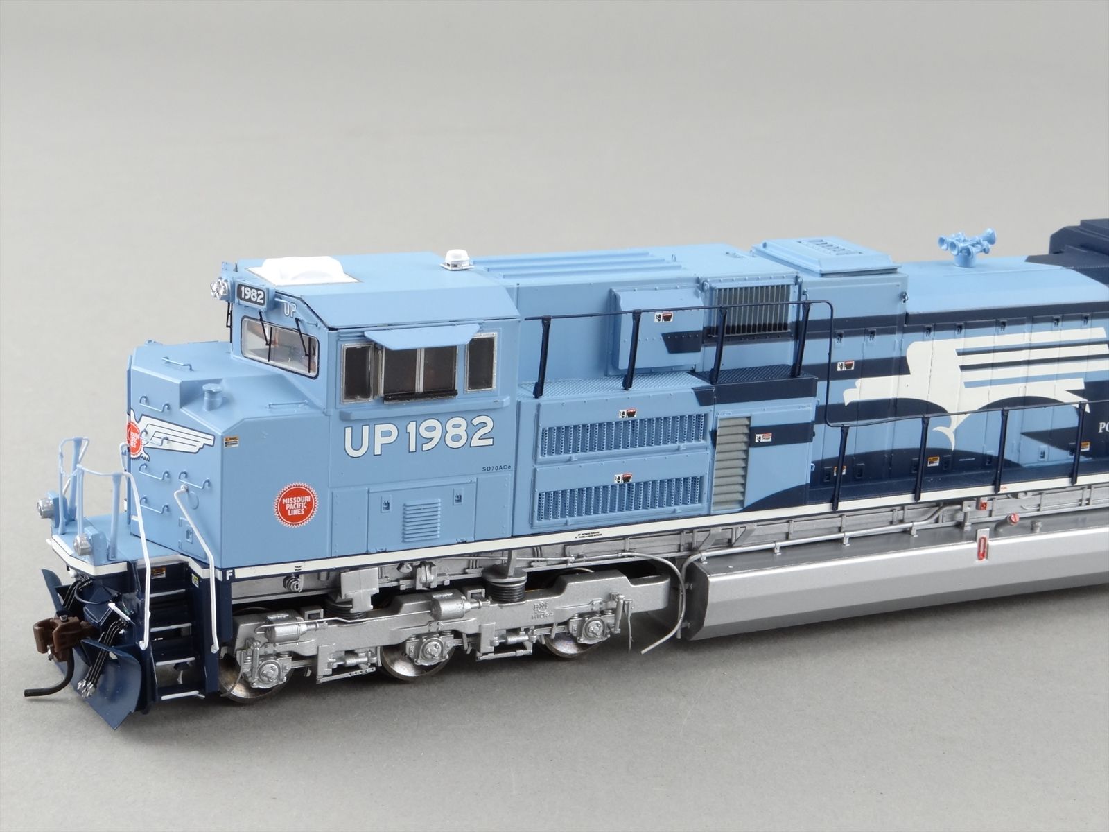HO Scale Athearn Genesis G68611 UP Union Pacific SD70ACe Diesel #1982 w ...
