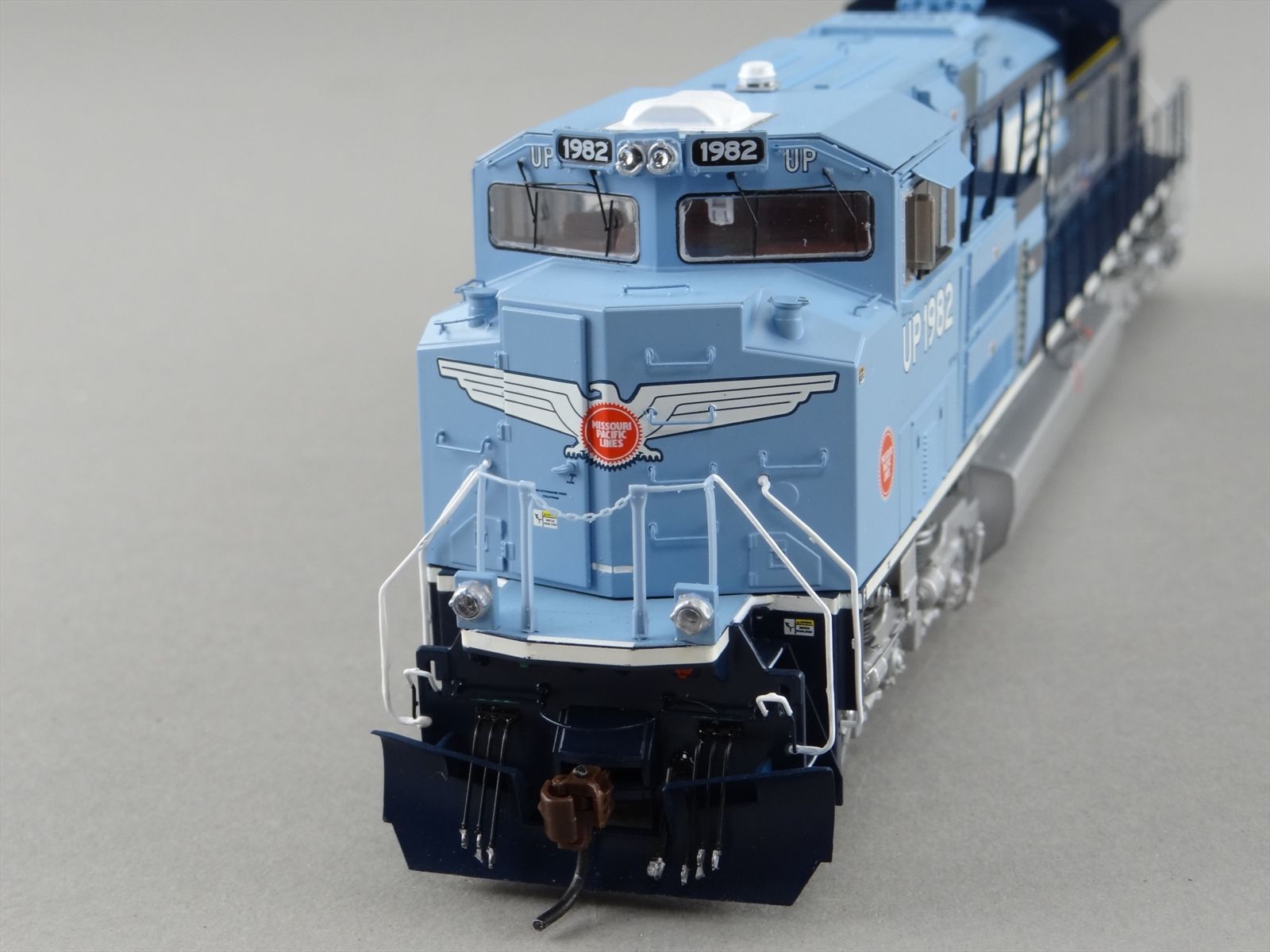HO Scale Athearn Genesis G68611 UP Union Pacific SD70ACe Diesel #1982 w ...
