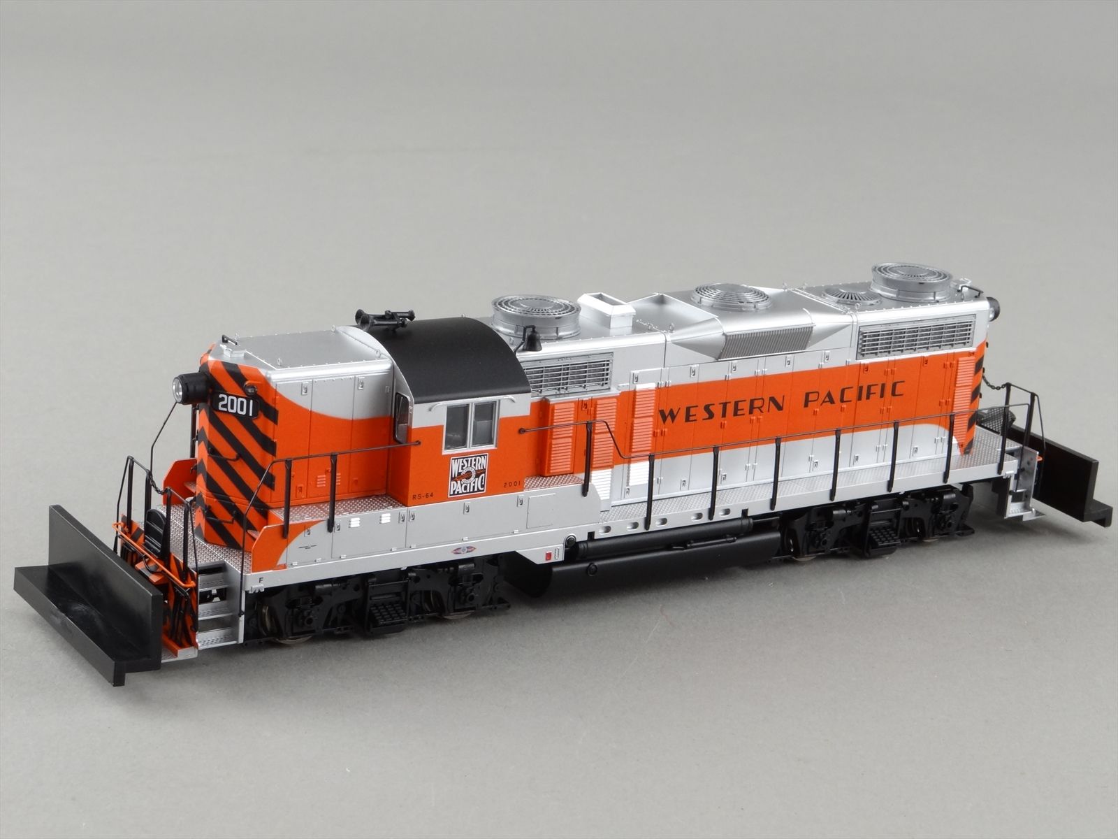 HO Scale Life-Like Proto 2000 Series 920-31915 WP #2001 GP20 High Hood Diesel Western Pacific