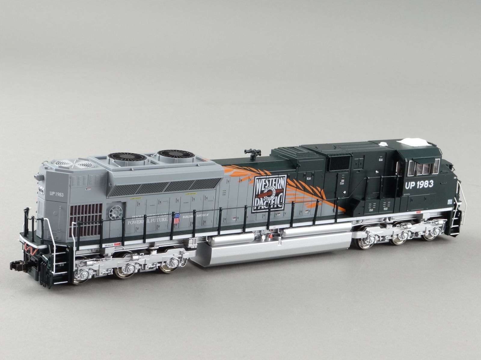 HO Scale MTH 80-2008-1 WP #UP1983 SD70ACE Diesel Western Pacific w ...