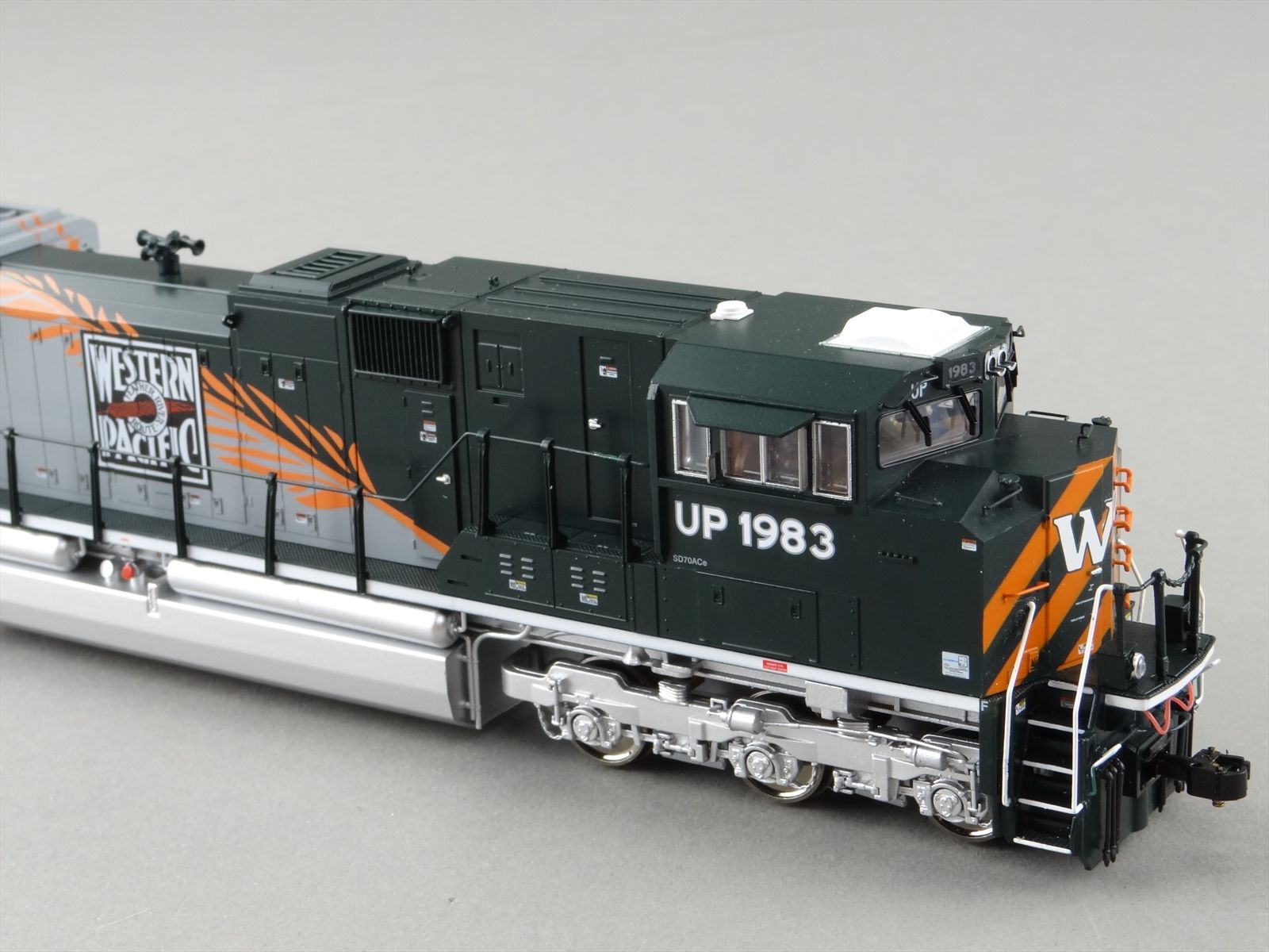 HO Scale MTH 80-2008-1 WP #UP1983 SD70ACE Diesel Western Pacific w ...