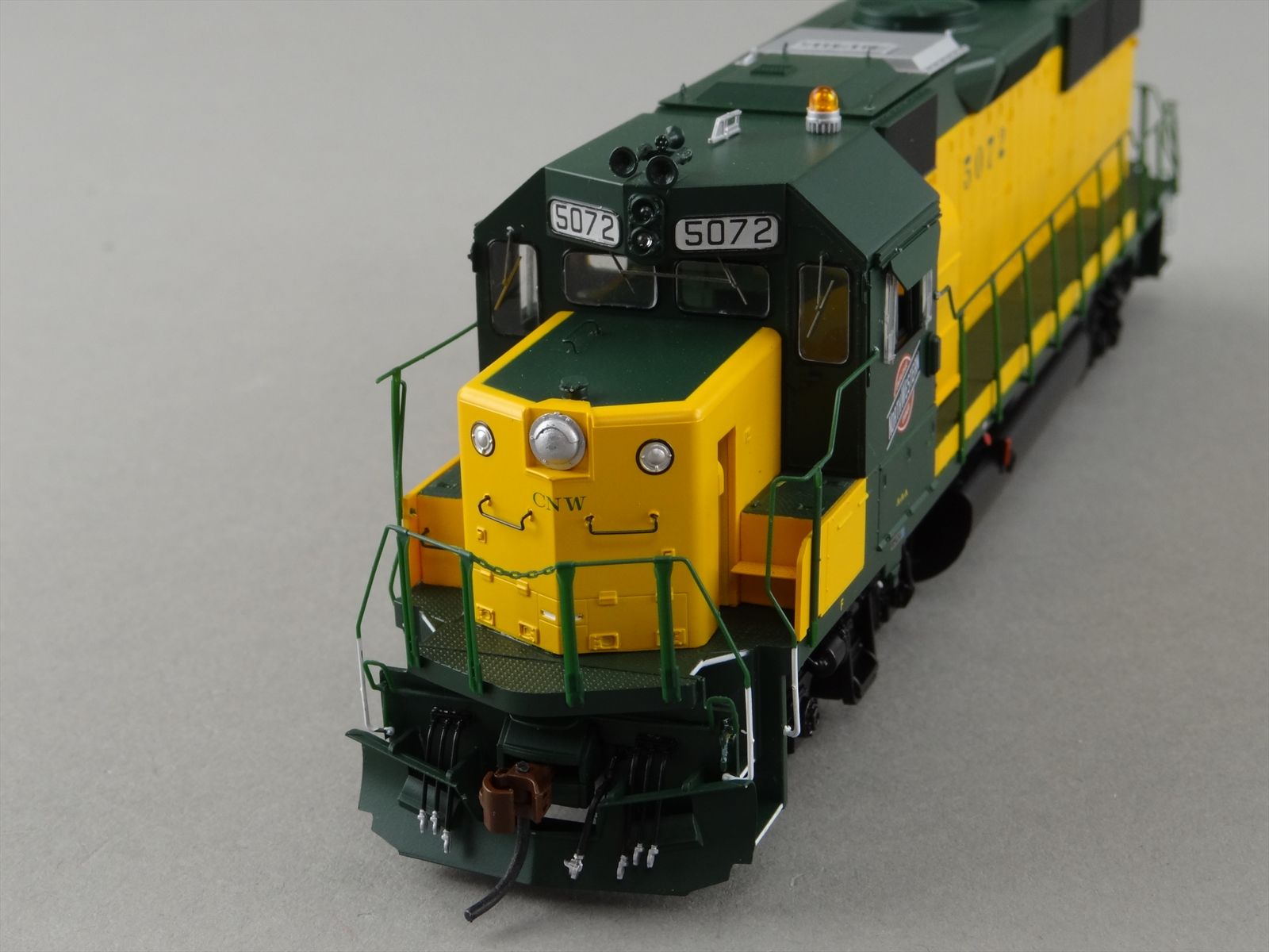 HO Scale Athearn Genesis G40640 C&NW Chicago & North Western GP50 Phase ...