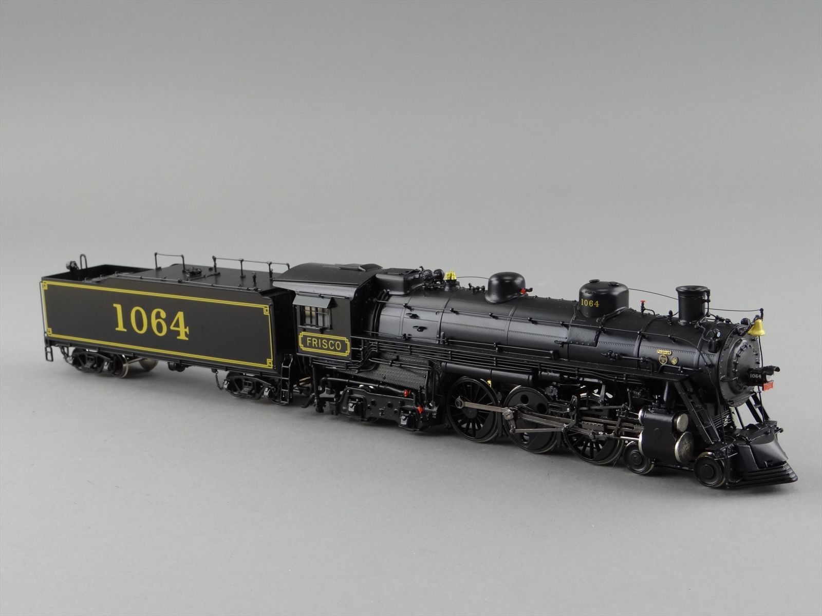 HO Brass Model Train - PSC Frisco Hudson 4-6-4 Late w/ Scullin Disc ...