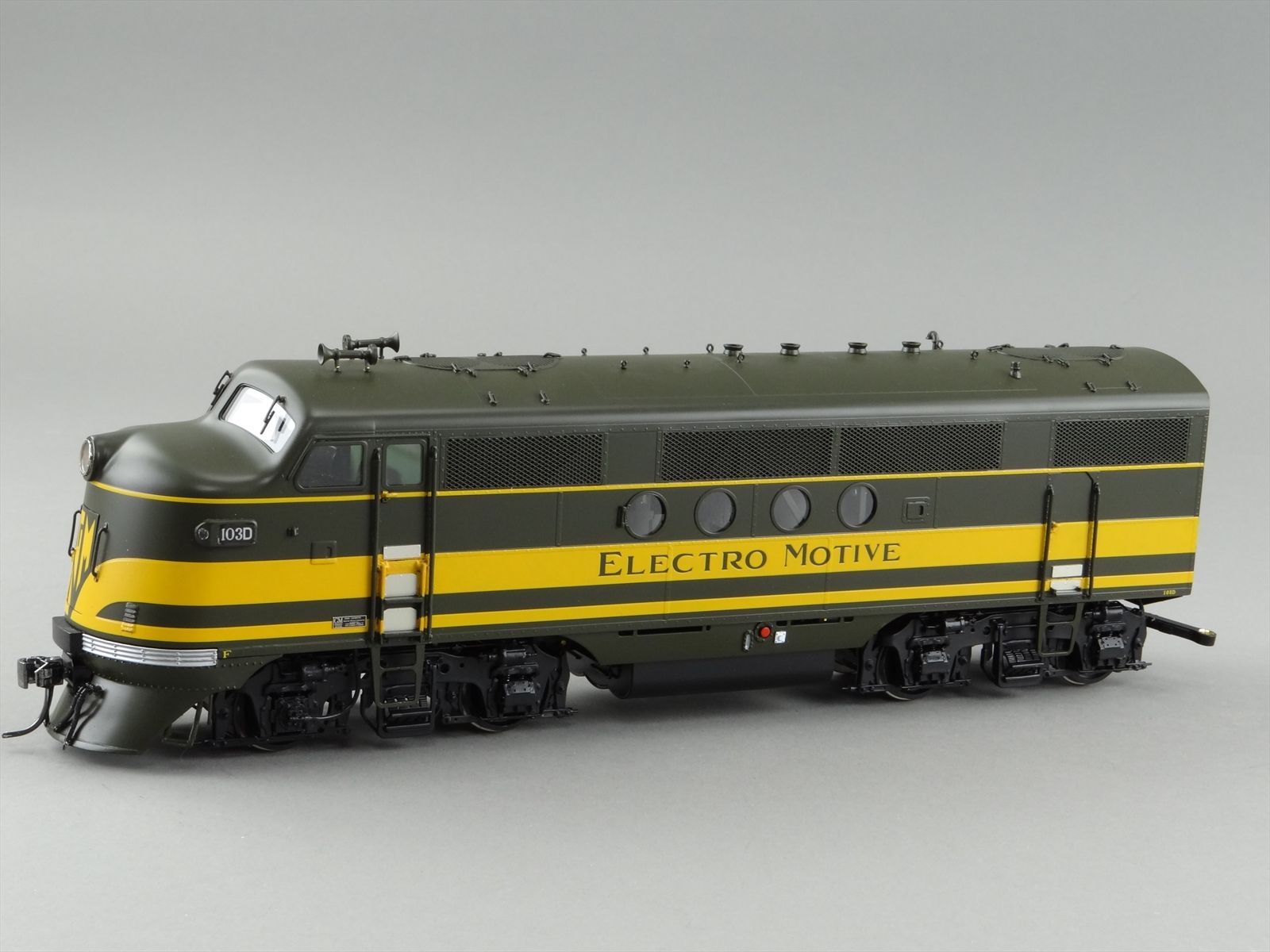 O Scale Brass Model Train - Key Model Imports Demonstrator EMD FT A/B ...