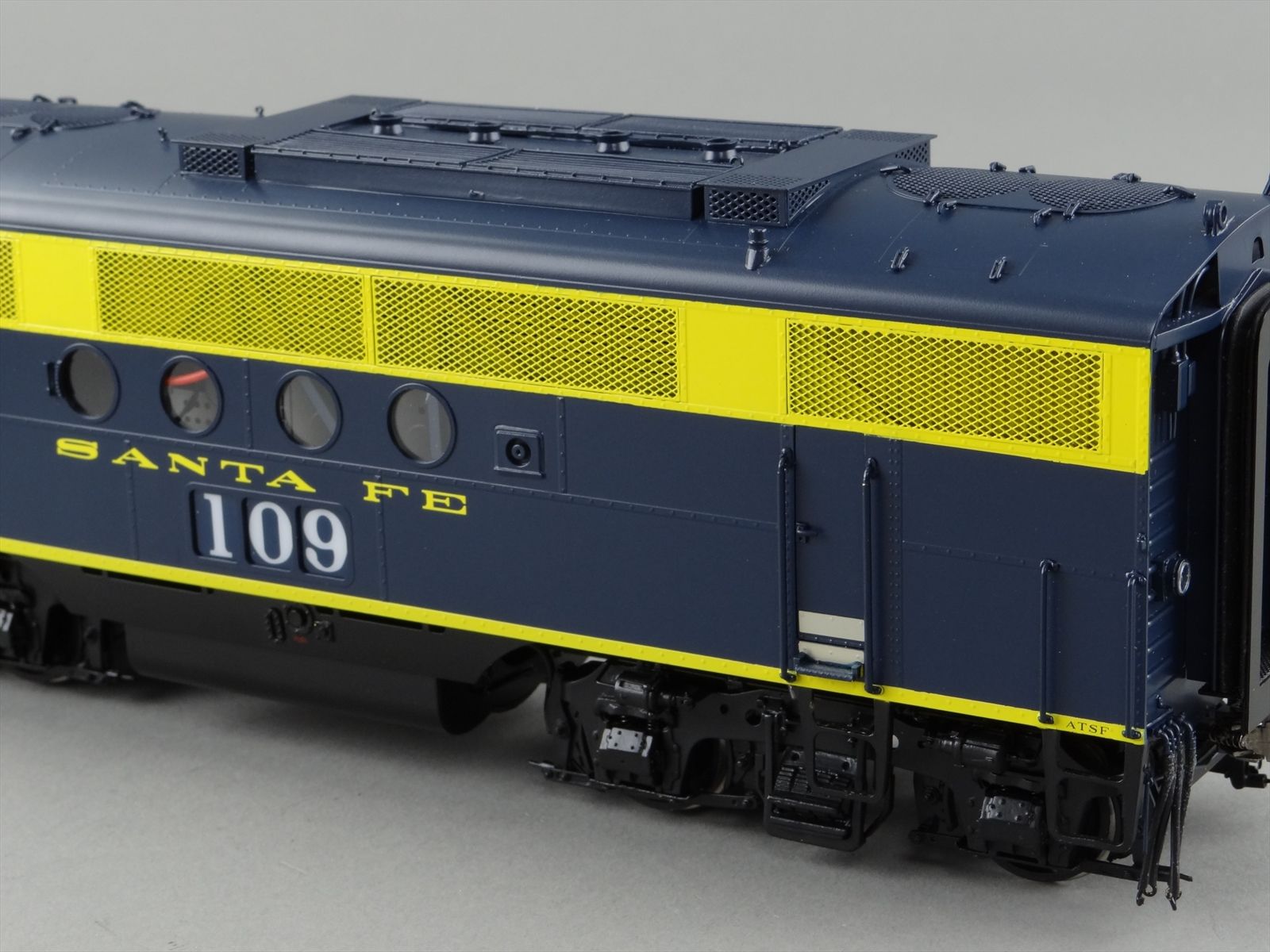 O Scale Brass Model Train - Key Model Imports ATSF EMD FT Cigar Band A ...