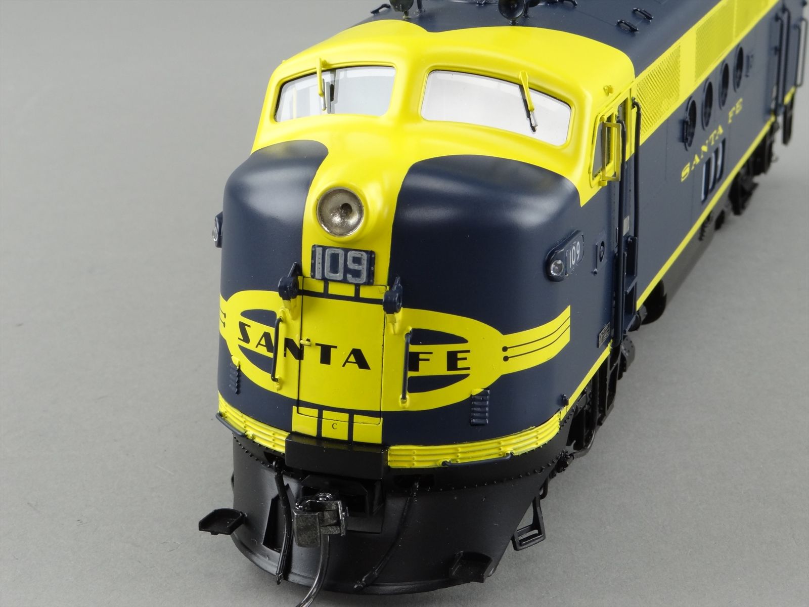 O Scale Brass Model Train - Key Model Imports ATSF EMD FT Cigar Band A ...