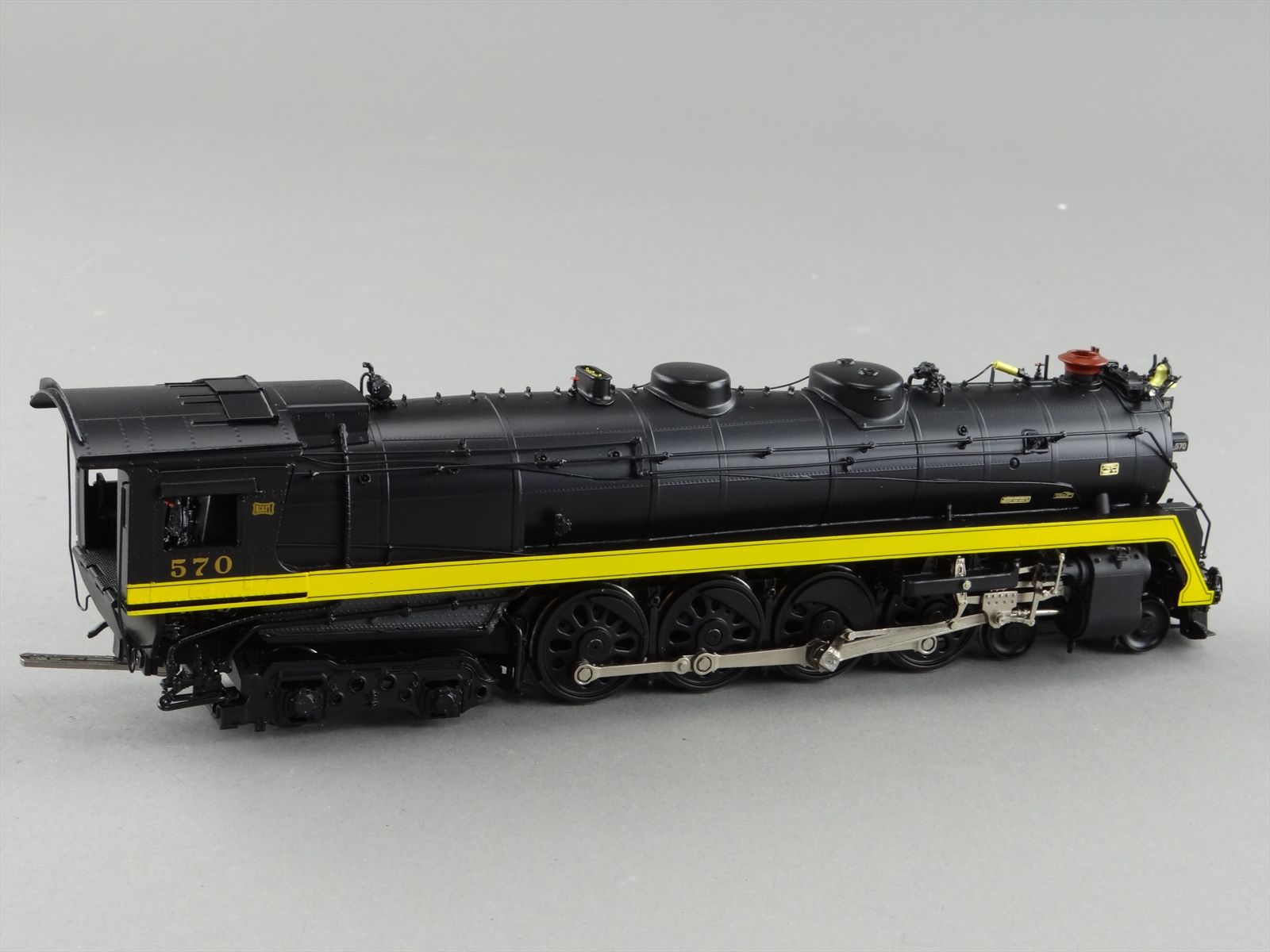 HO Brass Model Train - OMI 1528.1 Overland Models NC&STL 4-8-4 #570 ...