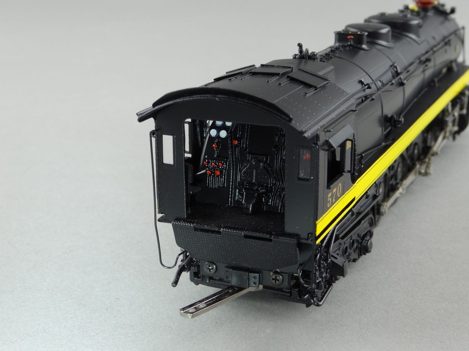 HO Brass Model Train - OMI 1528.1 Overland Models NC&STL 4-8-4 #570 ...