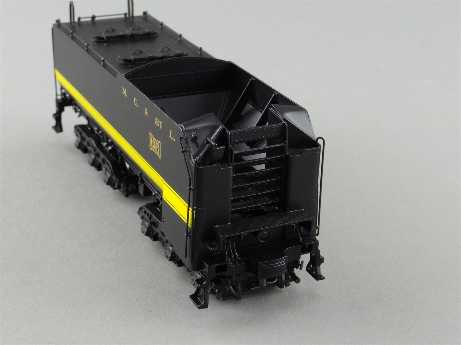 HO Brass Model Train - OMI 1528.1 Overland Models NC&STL 4-8-4 #570 ...