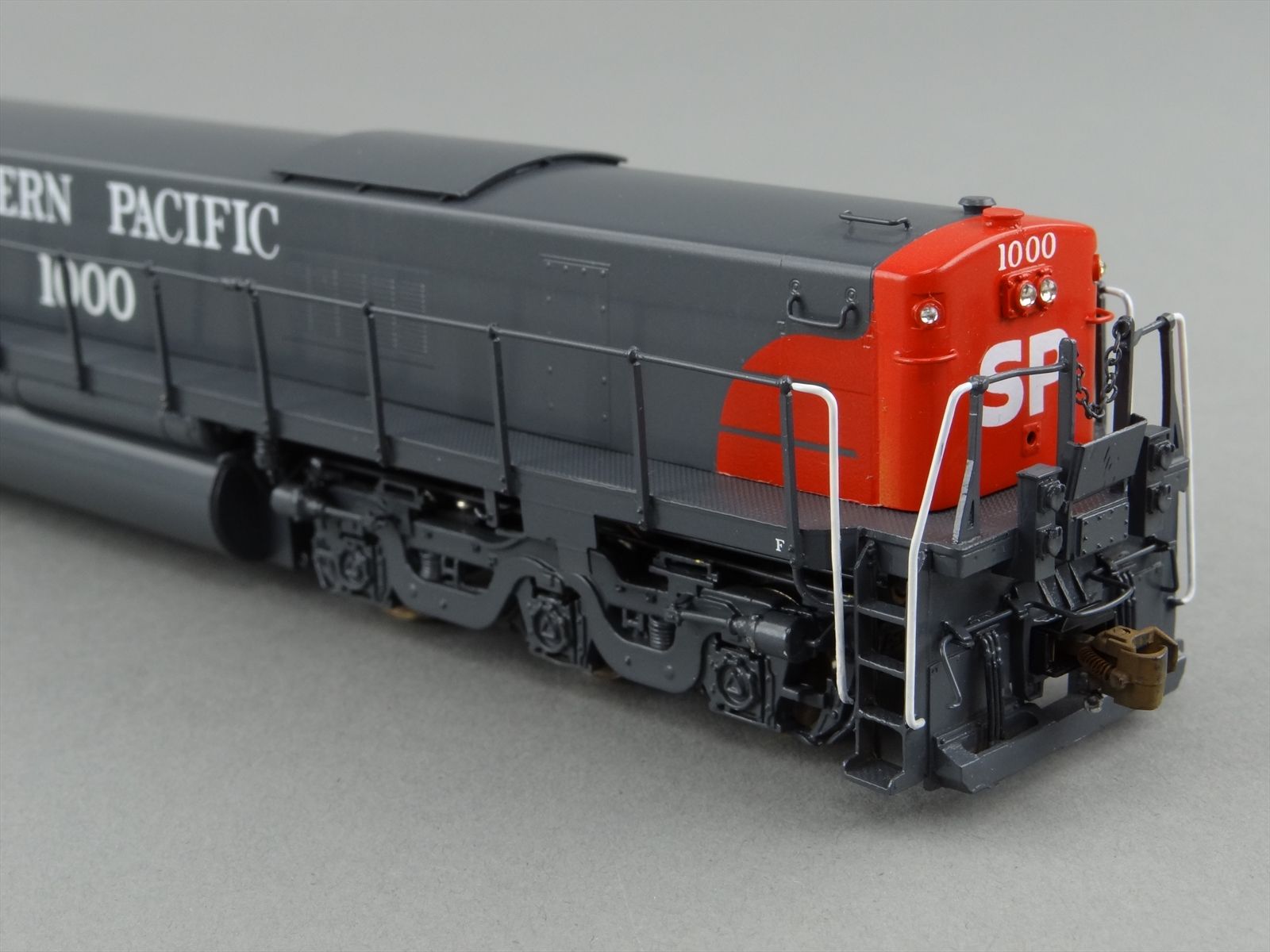 HO Brass Model Train - OMI 6160.1 Overland SP Southern Pacific Diesel ...