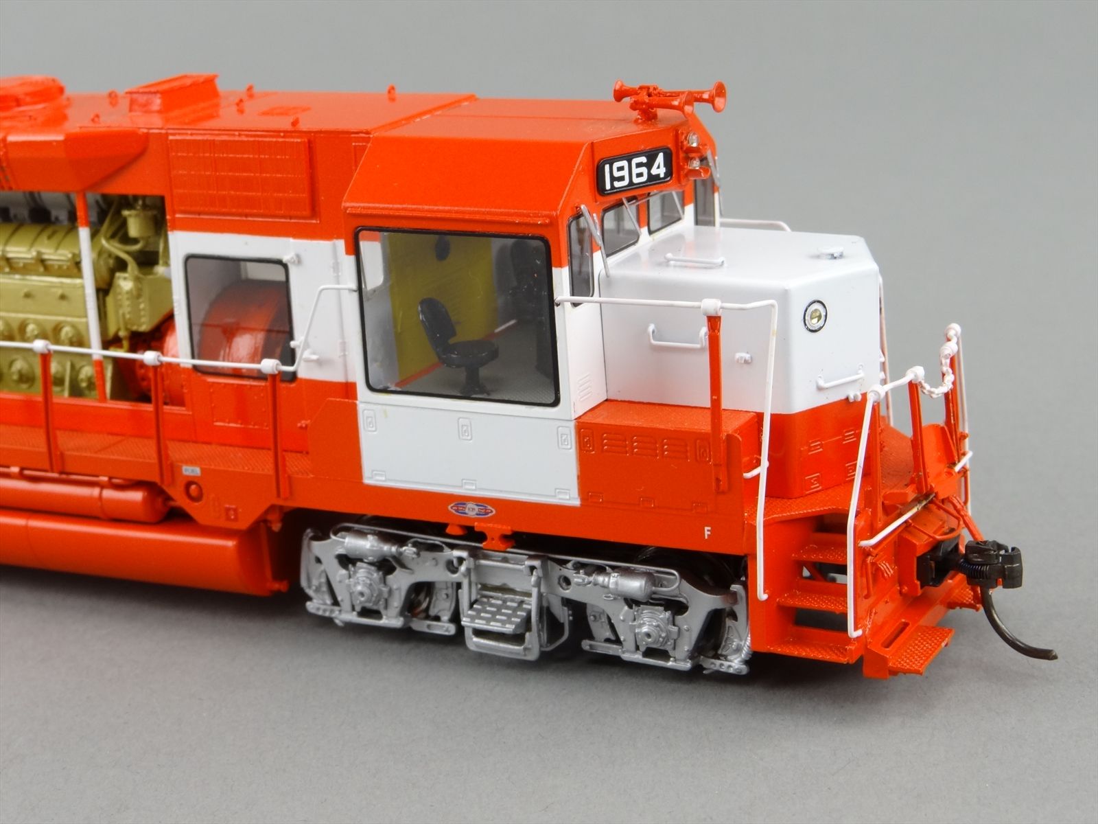 HO Brass Model Train - OMI 7033.1 Overland EMD GP35 Diesel Demonstrator #1964