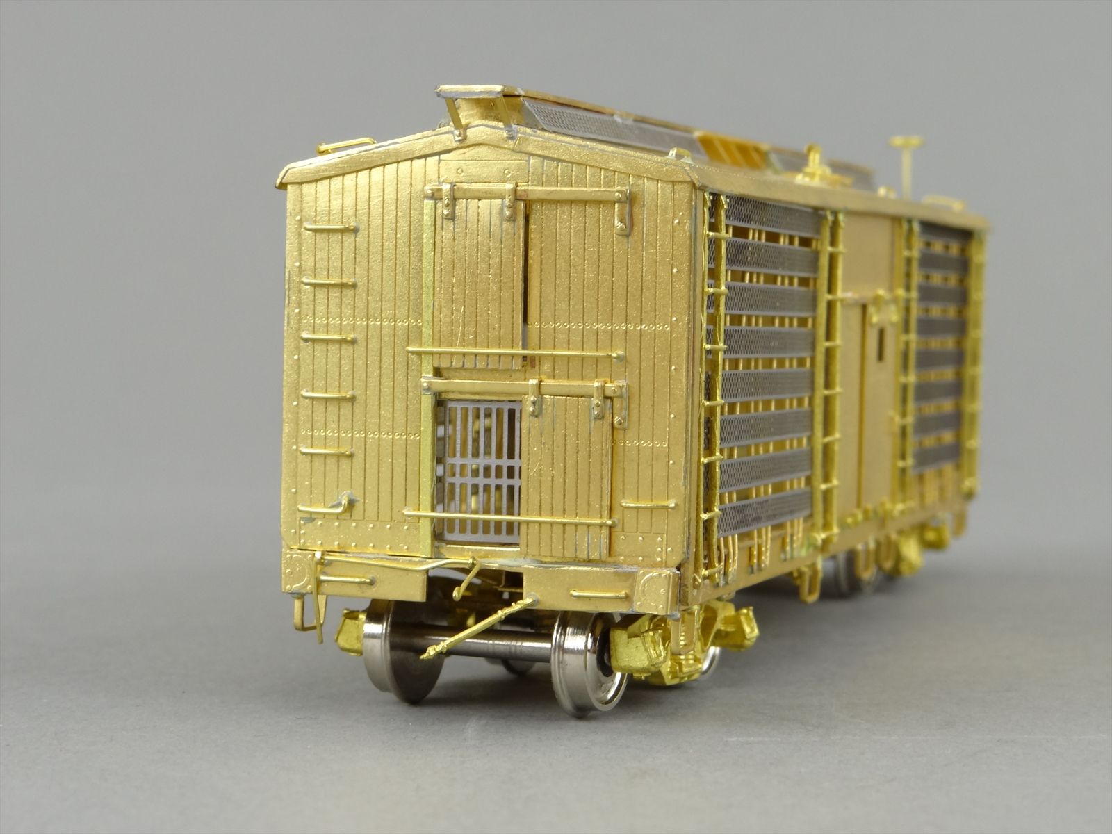 HO Brass Model Train - OMI 1388 Overland Palace Poultry Car 1920-1950 Era
