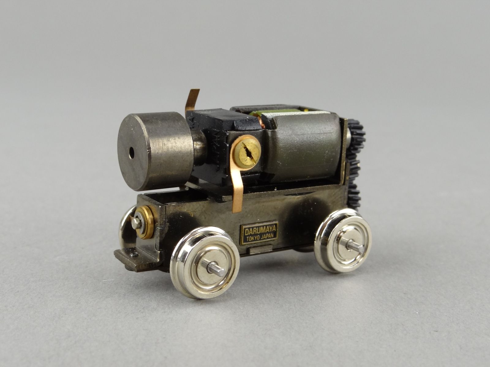 HO Scale- Flying Zoo - Critter - Powered Truck