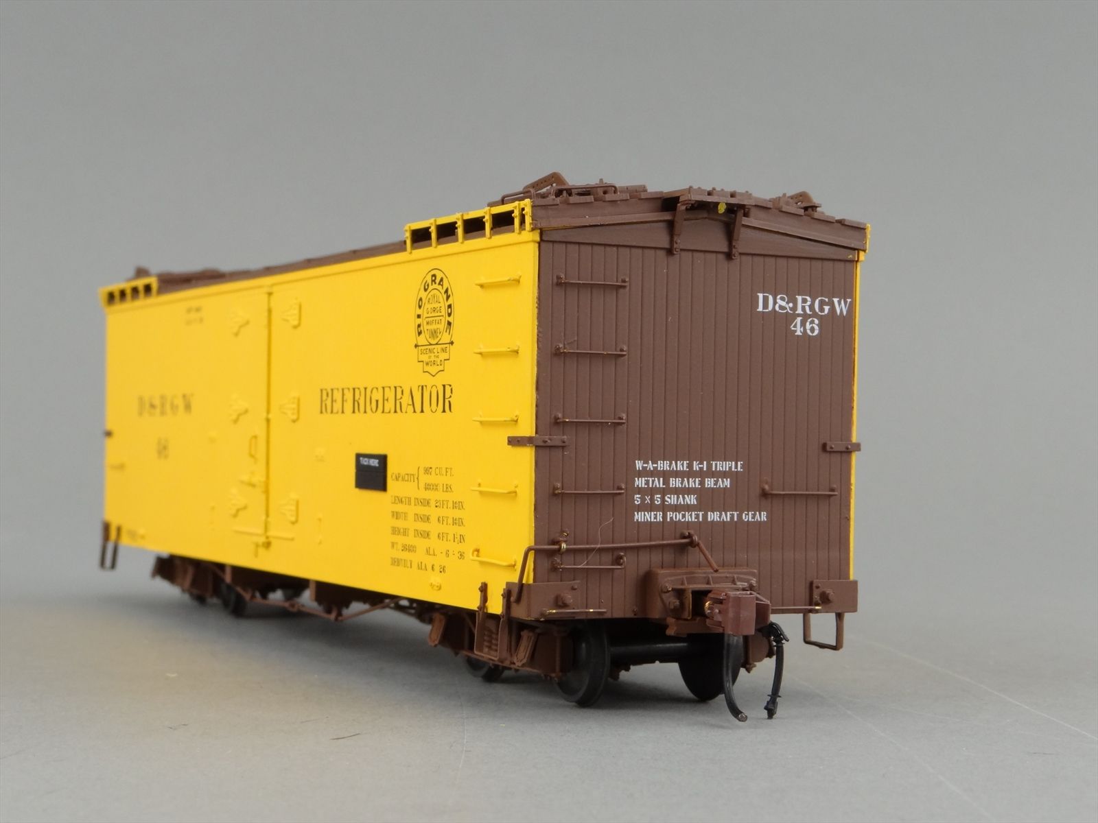 On3 Scale Ready-To-Run - San Juan Car Co. D&RGW Rio Grande Reefer Car #46