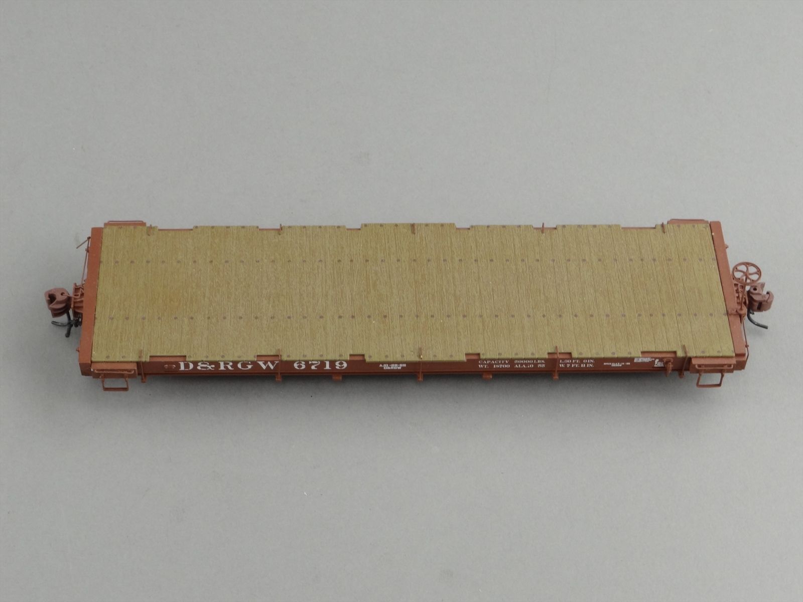 On3 Scale Ready-To-Run - San Juan Car Co. D&RGW Rio Grande Flat Car #6719