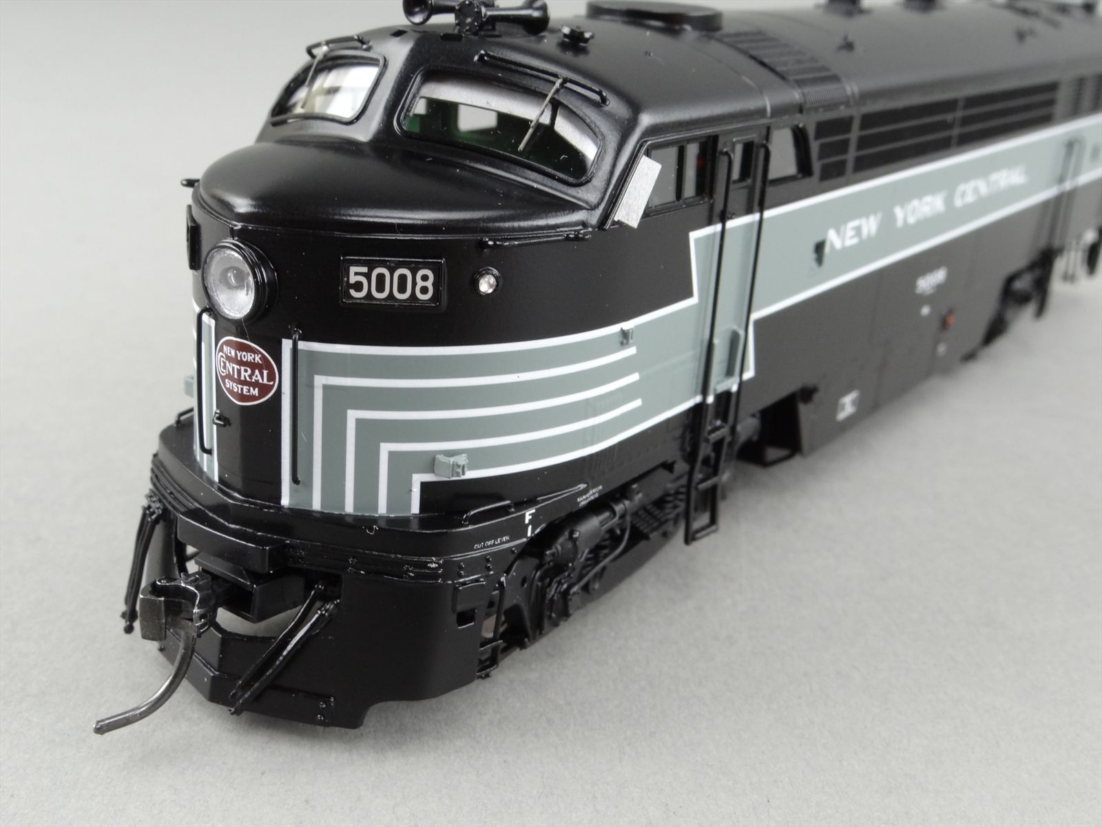 HO Brass Model Train - DP New York Central C-Liner w Lightning Stripe A ...