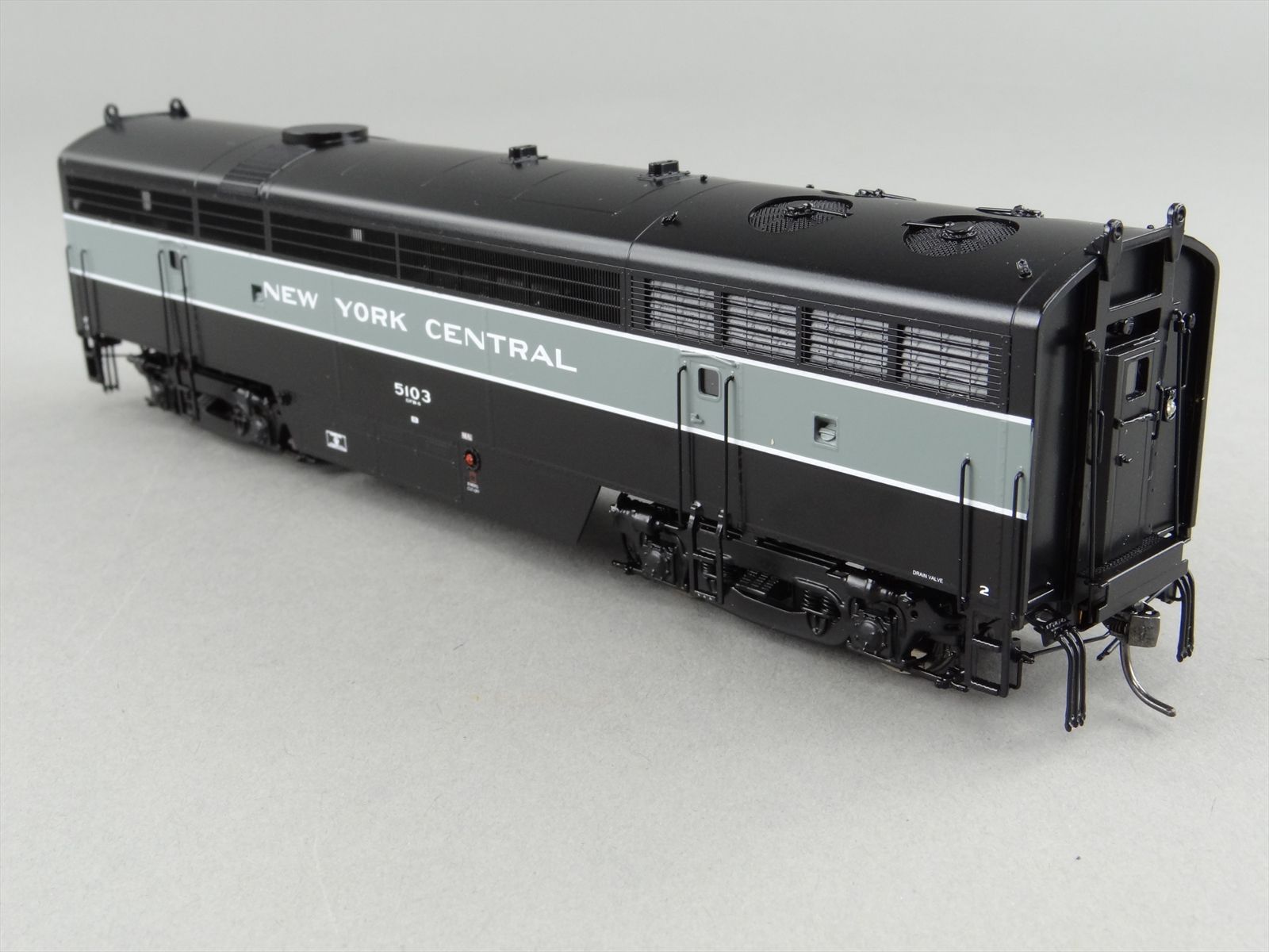 HO Brass Model Train - DP New York Central C-Liner w Lightning Stripe A ...