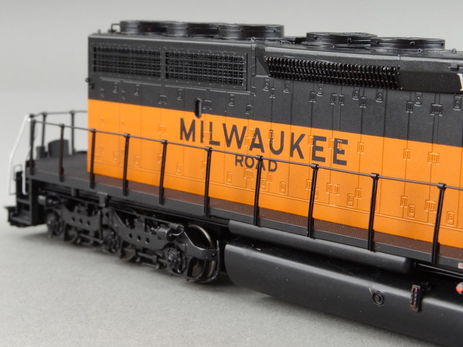 HO Brass Model Train - OMI 2003 Run Overland Milw Milwaukee Road SD40-2 / 30-ERS-6 Diesel #191 ...