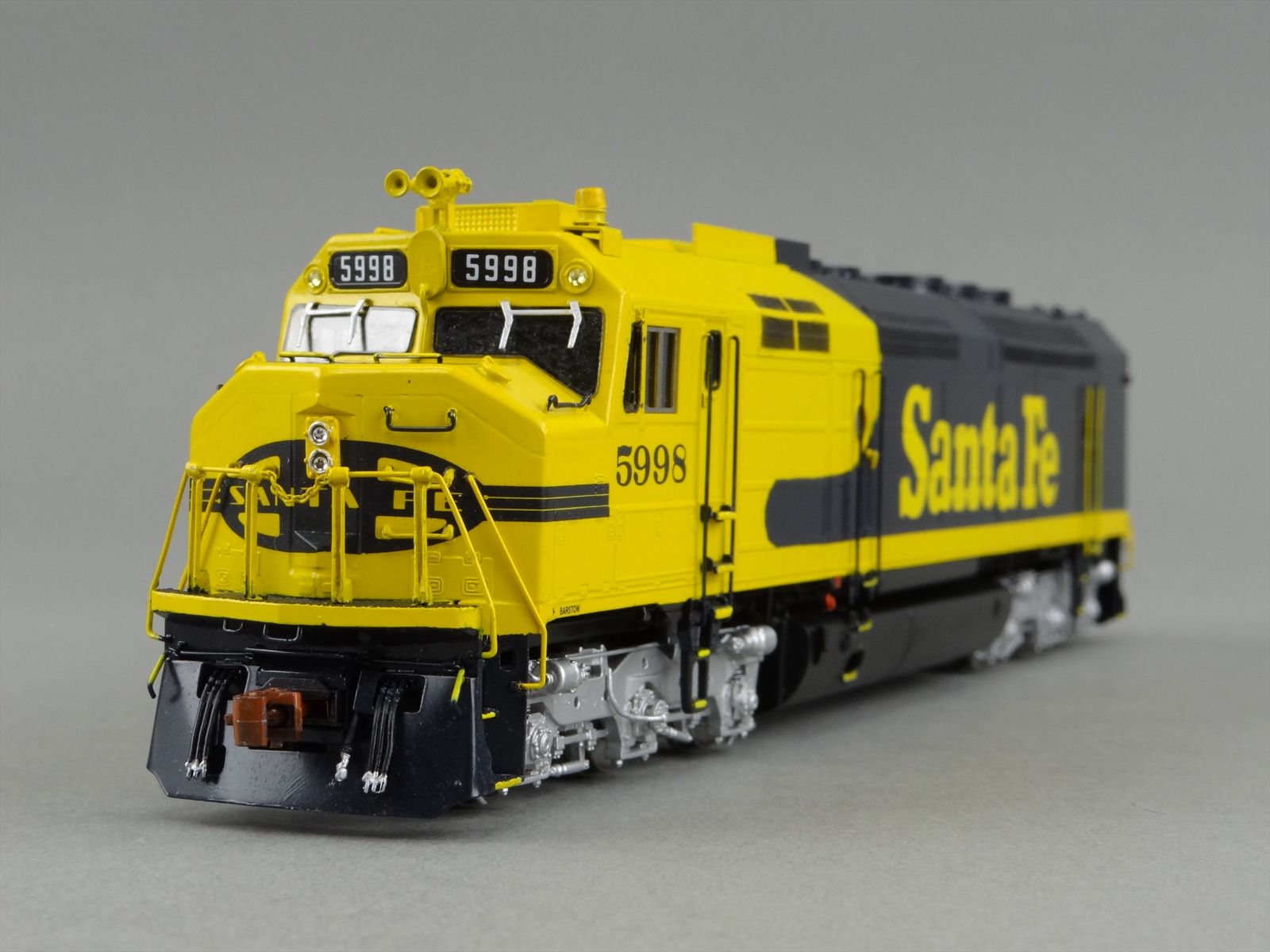 HO Brass Model Train - OMI 5673.1 Overland ATSF Santa Fe FP45 Diesel #5998 - 1980's Freight - CUSTOM