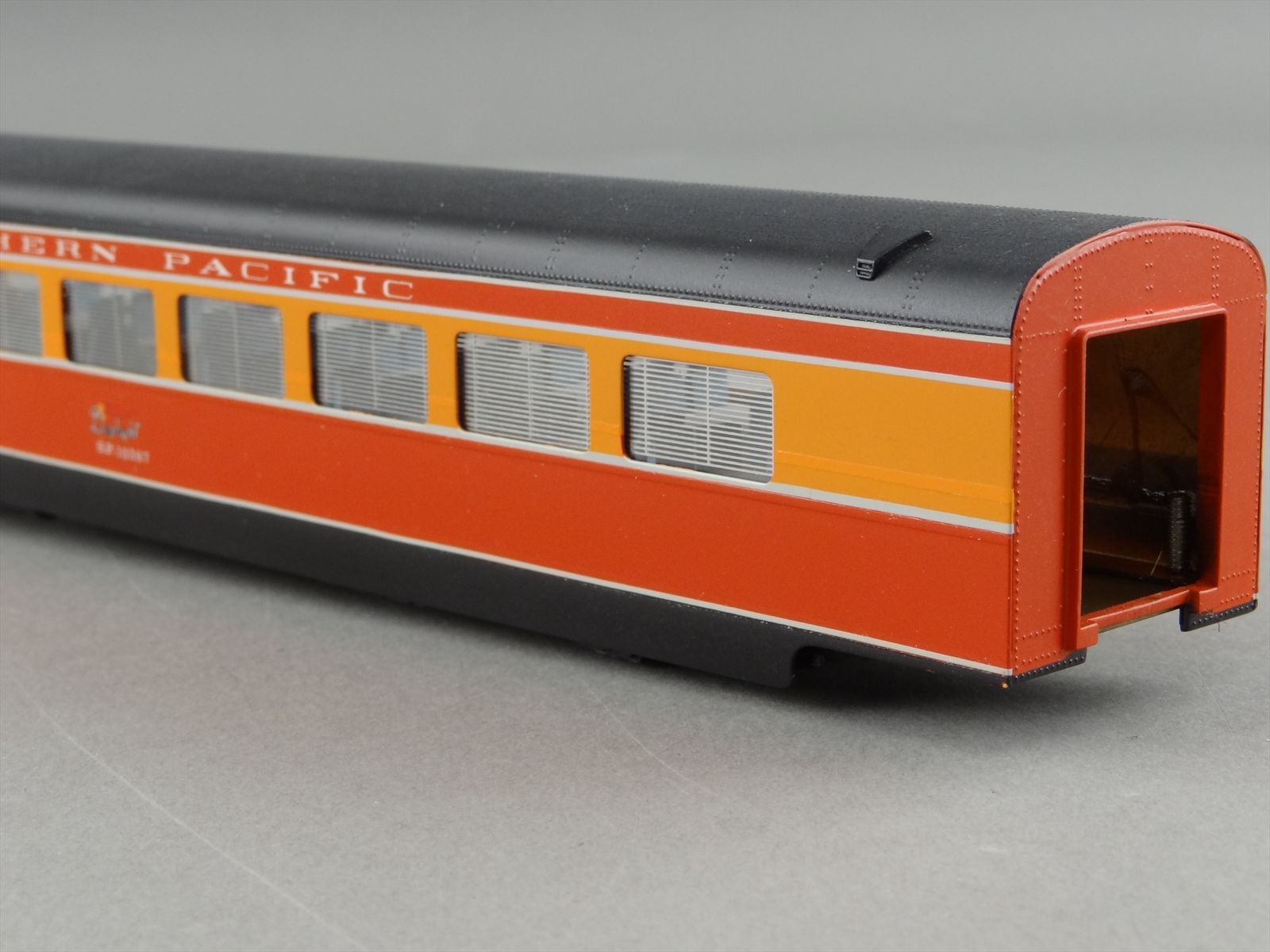 HO Brass Model Train - TCY Coach Yard SP Shasta Daylight 3 Unit Diner ...