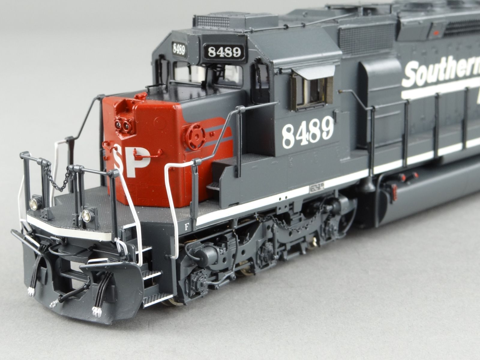 HO Brass Model Train - OMI 6275.1 Overland SP Southern Pacific Road SD40T-2 Diesel #8489