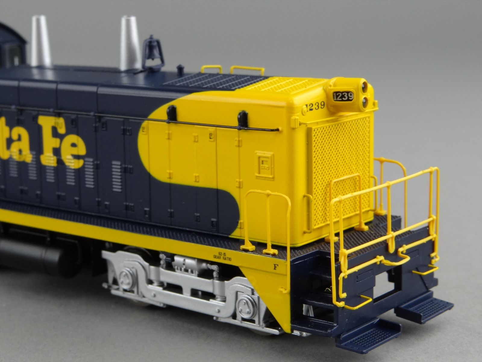 HO Scale Proto 2000 Walthers 920-41414 ATSF #1239 SW9/1200 Diesel ...