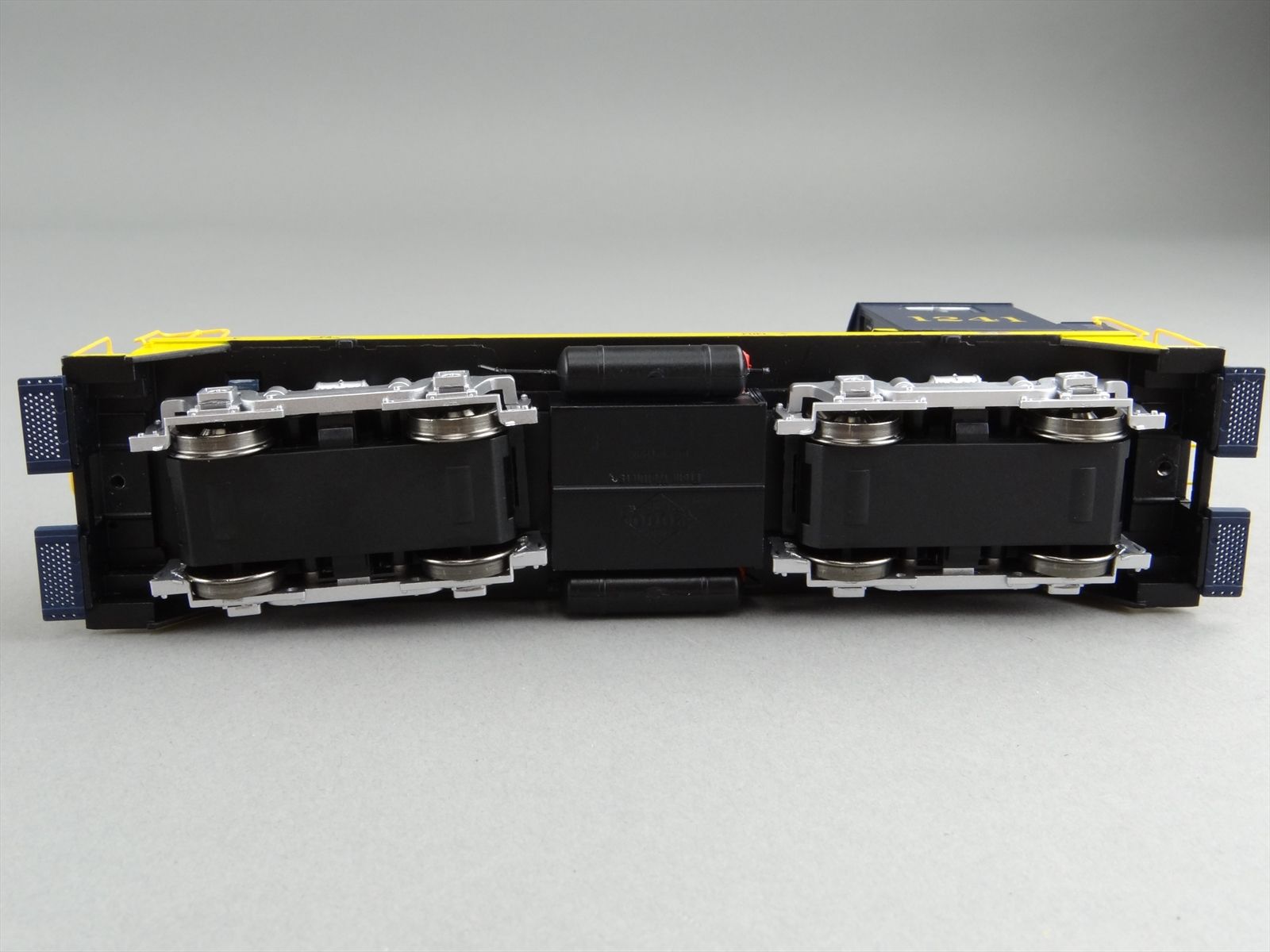 HO Scale Proto 2000 Walthers 920-41415 ATSF #1241 SW9/1200 Diesel ...