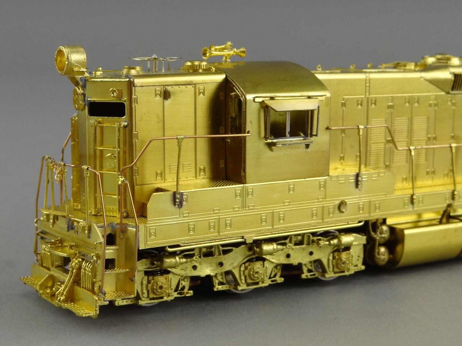 HO Brass Model Train - OMI 5171 Overland SP SD9 Diesel #5340-5371 w ...