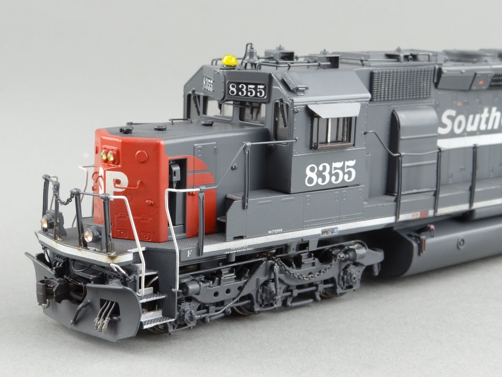 HO Brass Model Train - OMI 5336 Overland SP Southern Pacific SD40T-2 / EF630-2 Diesel #8355 - Custom