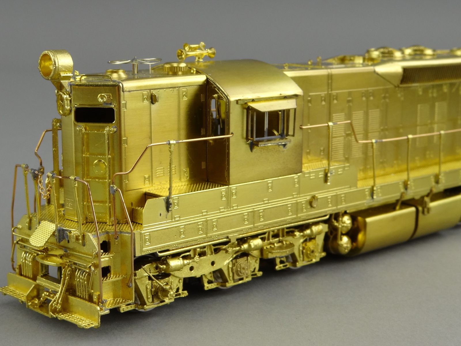 HO Brass Model Train - OMI 5171 Overland SP SD9 Diesel #5340-5371 w ...