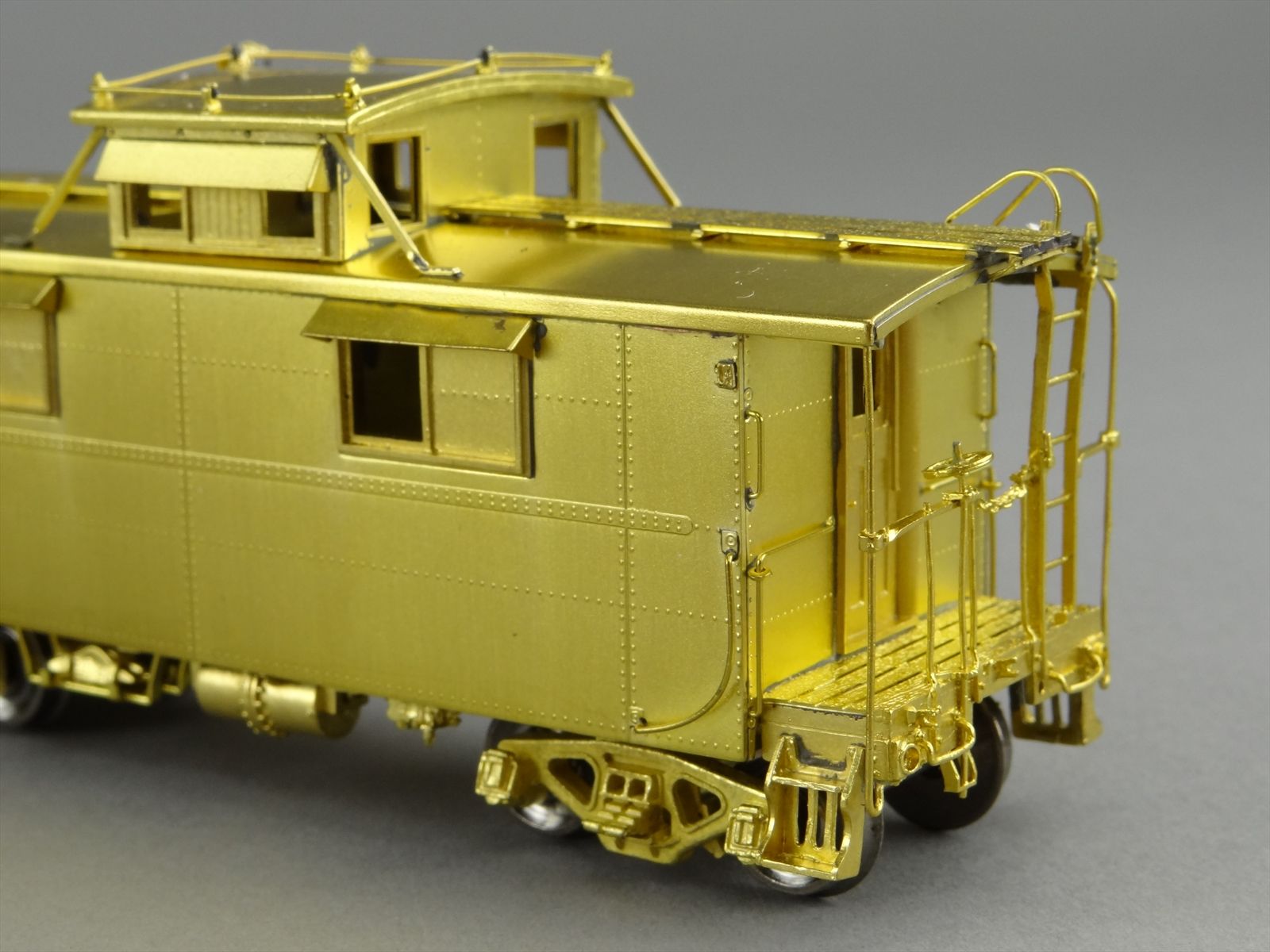 HO Scale Brass Train OMI 3935 B&O Plywood Caboose C-8/C-9 Class - Unpainted
