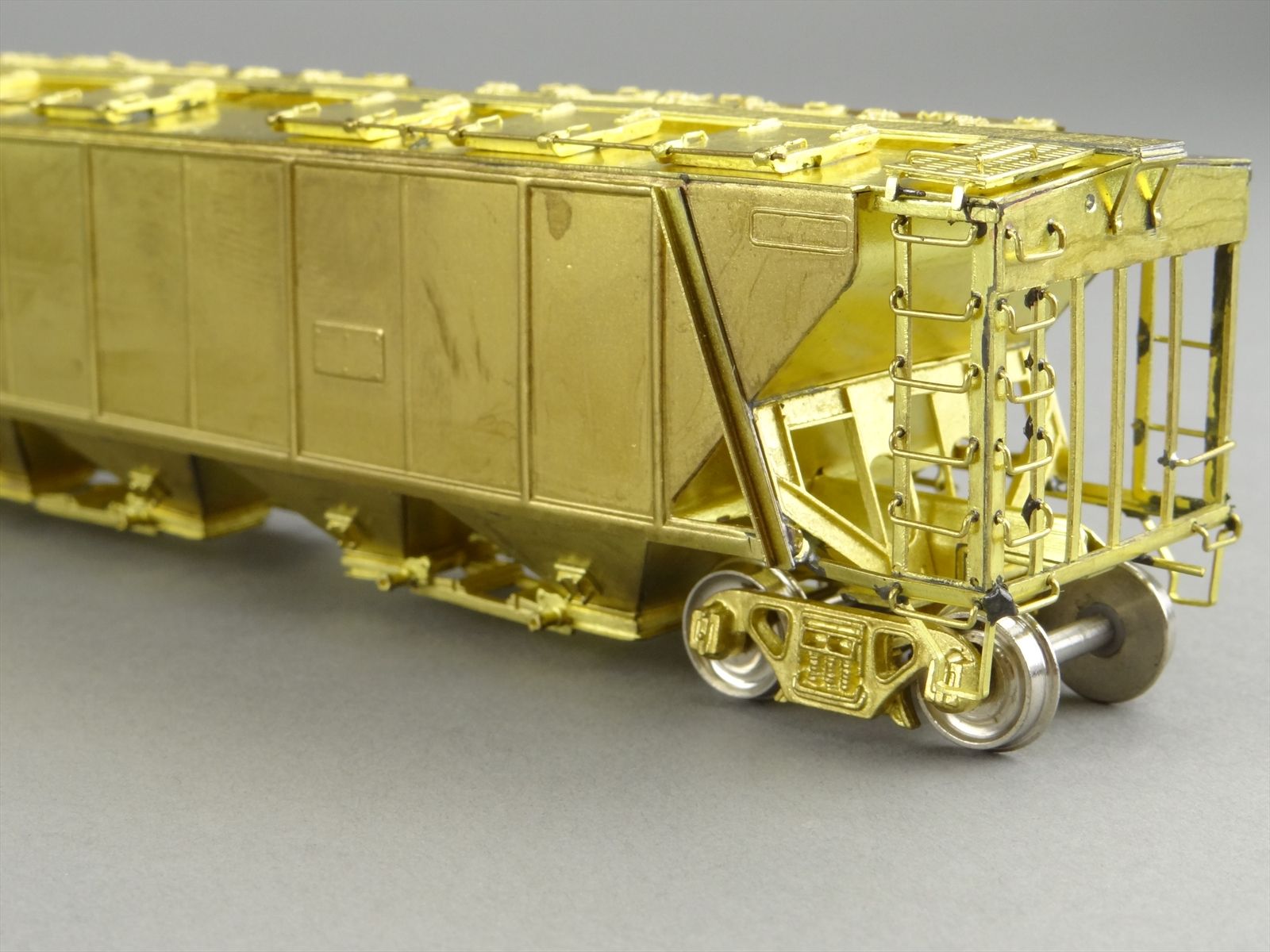 HO OMI 1313 Overland PRR Pennsylvania Covered H32 5-Bay Hopper - Unpainted
