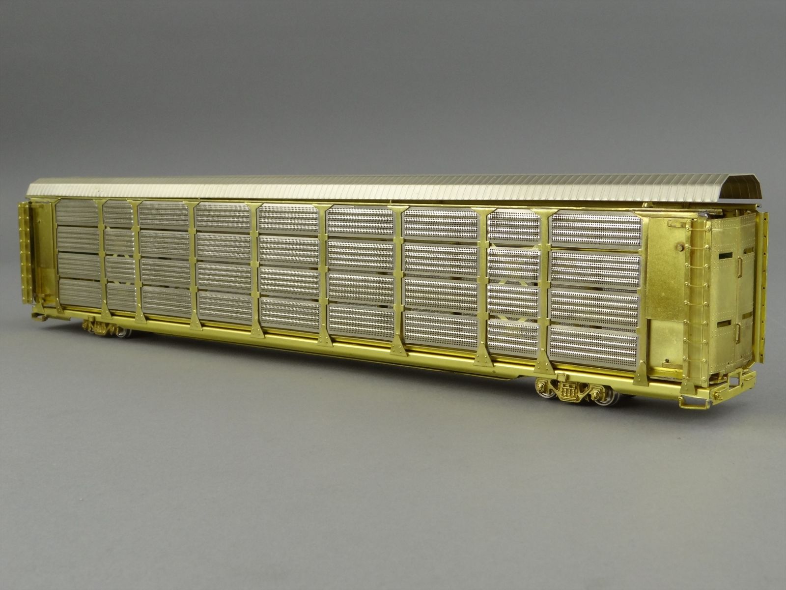 HO Scale Model Train OMI 1325 D&RGW Tri-Level Auto Rack Closed Sides S ...